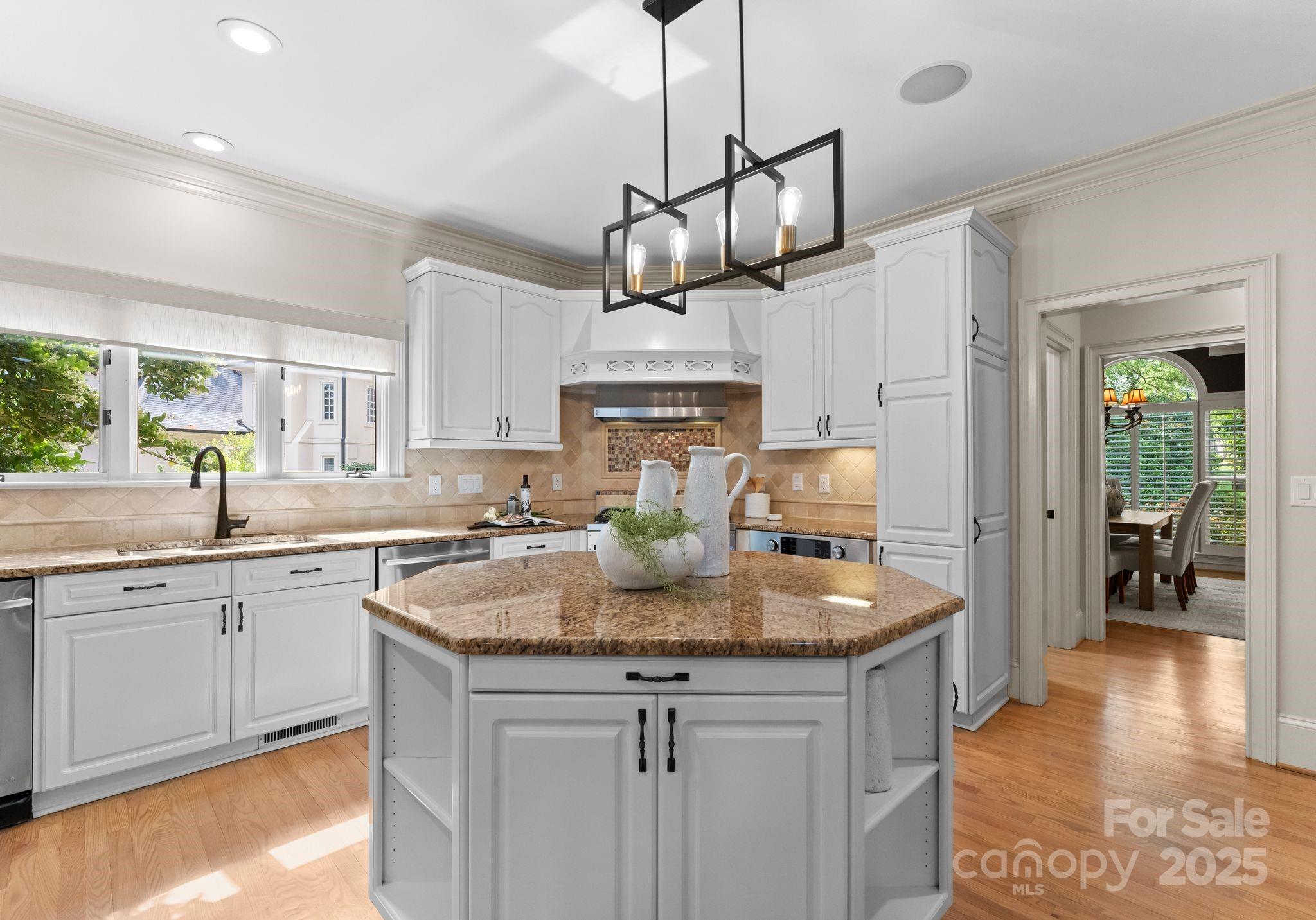 Photo 14 of 4429 Cameron Oaks Drive, Charlotte, NC