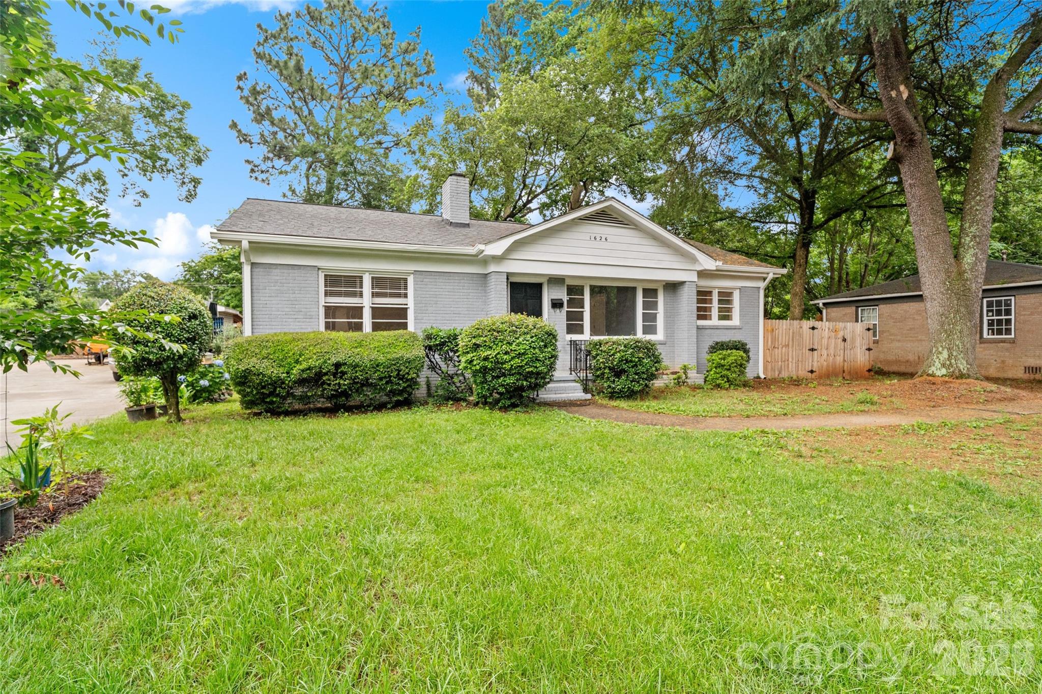 Photo 2 of 1626 Taylor Avenue, Charlotte, NC