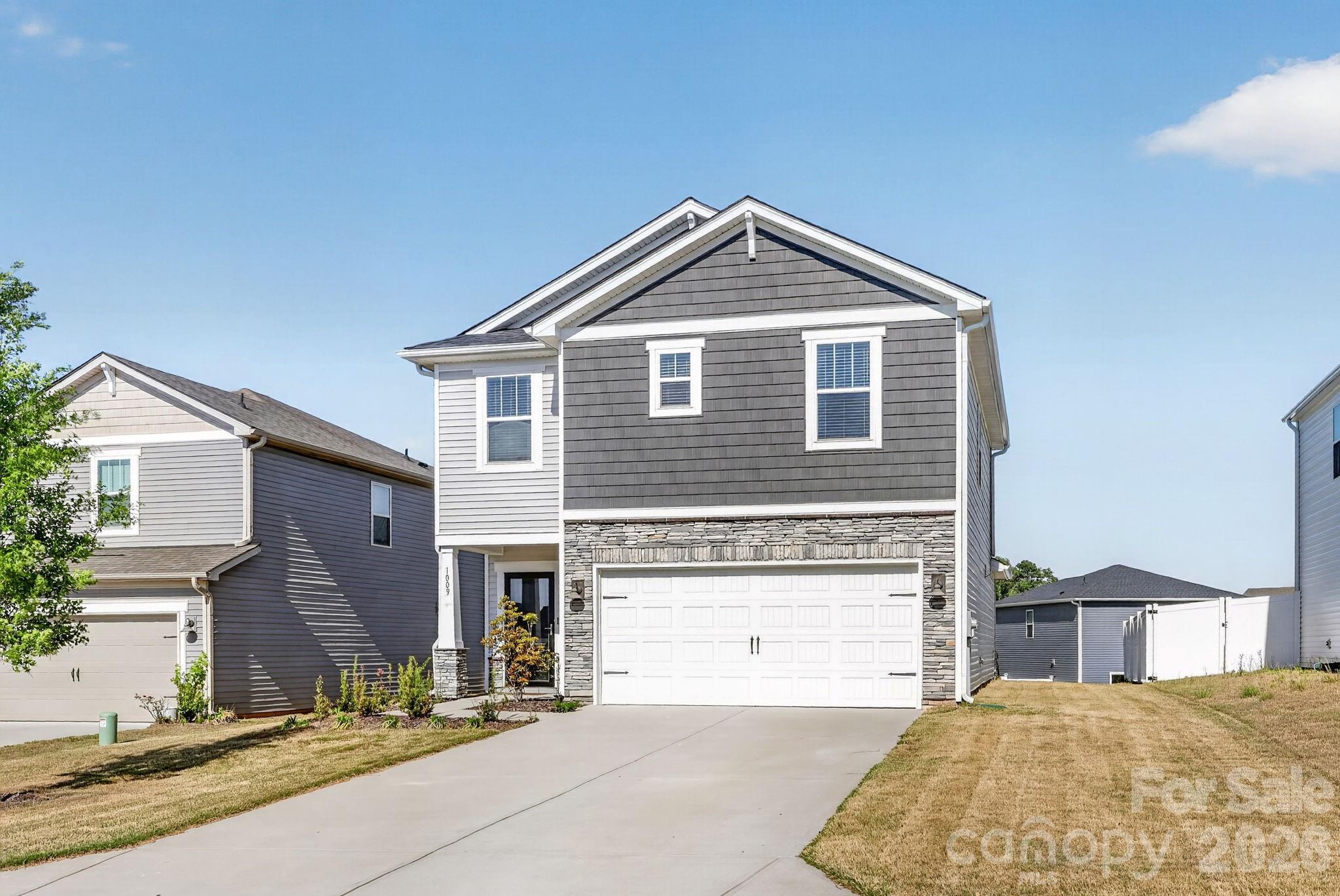 Photo 2 of 1009 Jeffery Dean Court, Albemarle, NC