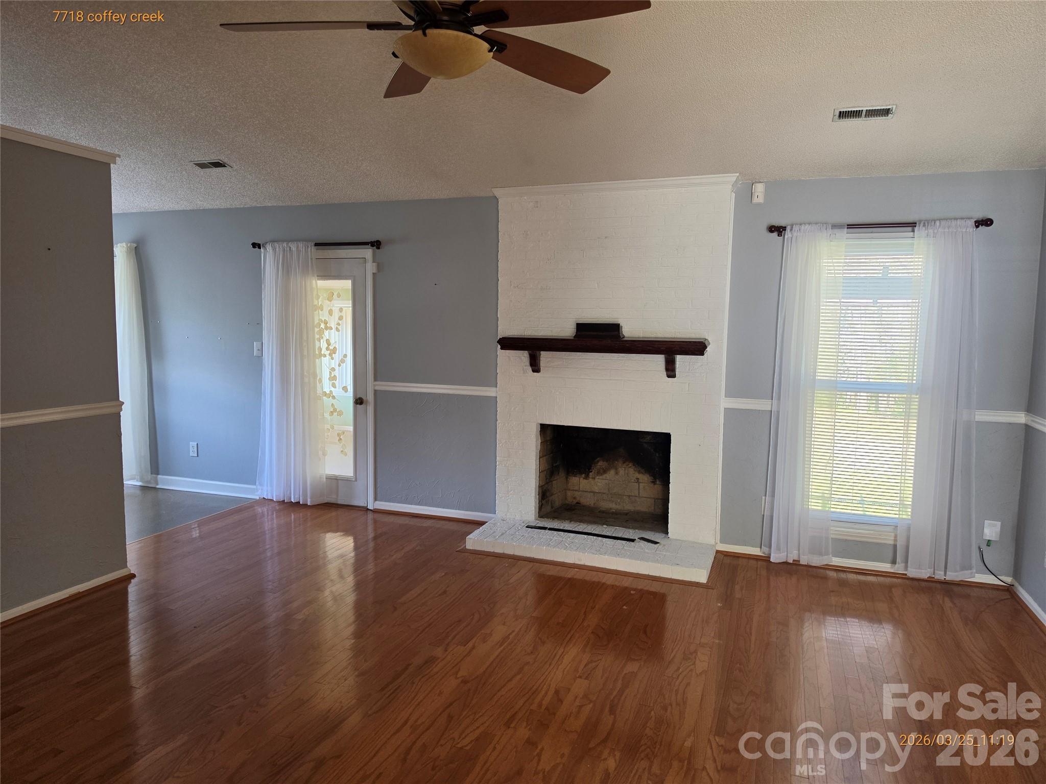 Photo 9 of 7718 Coffey Creek Drive, Charlotte, NC