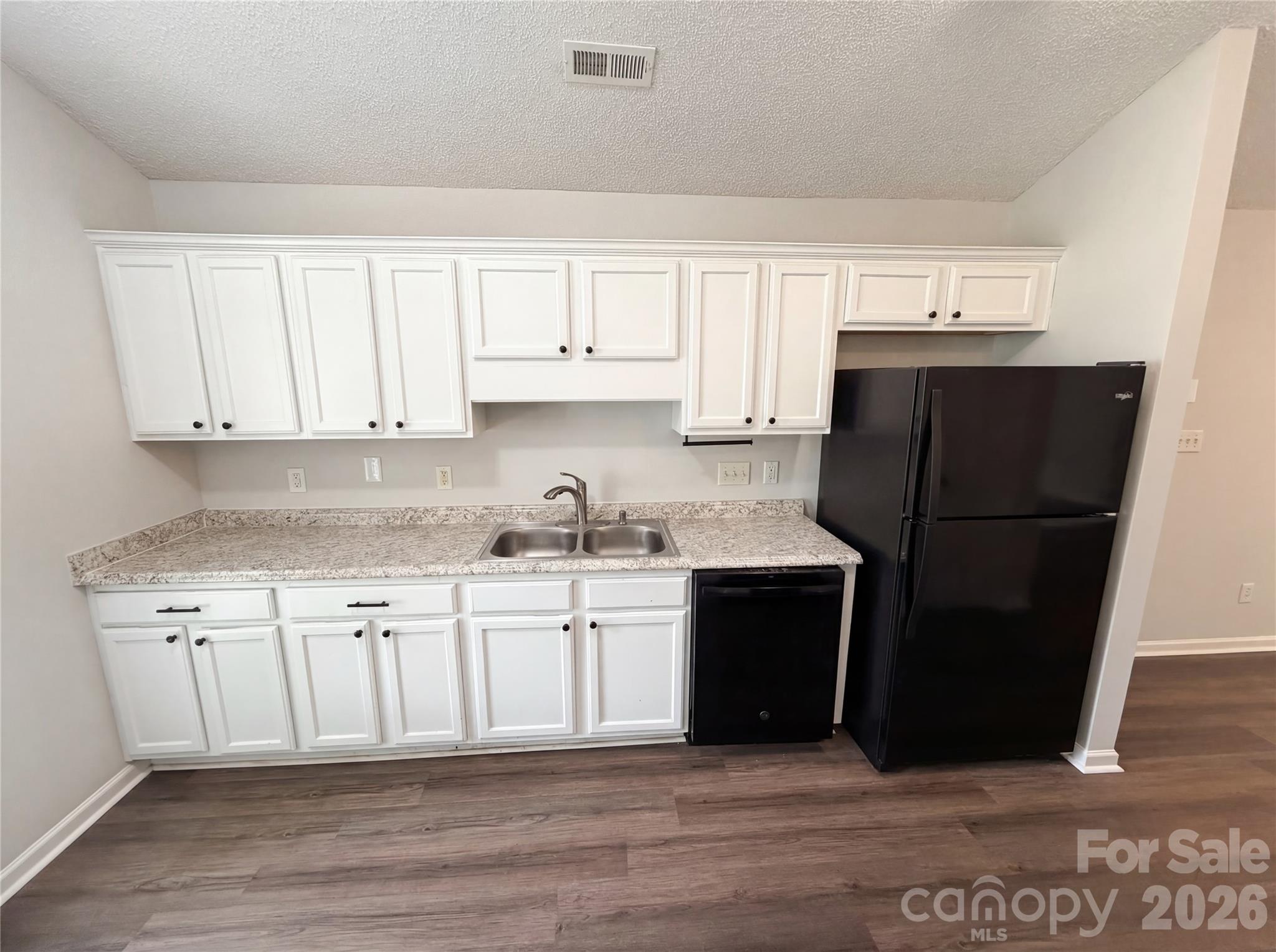 Photo 2 of 5406 Starflower Drive, Charlotte, NC