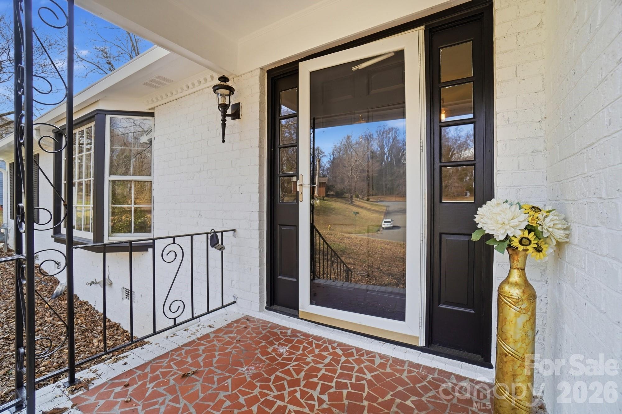 Photo 3 of 6803 Pencade Lane, Charlotte, NC