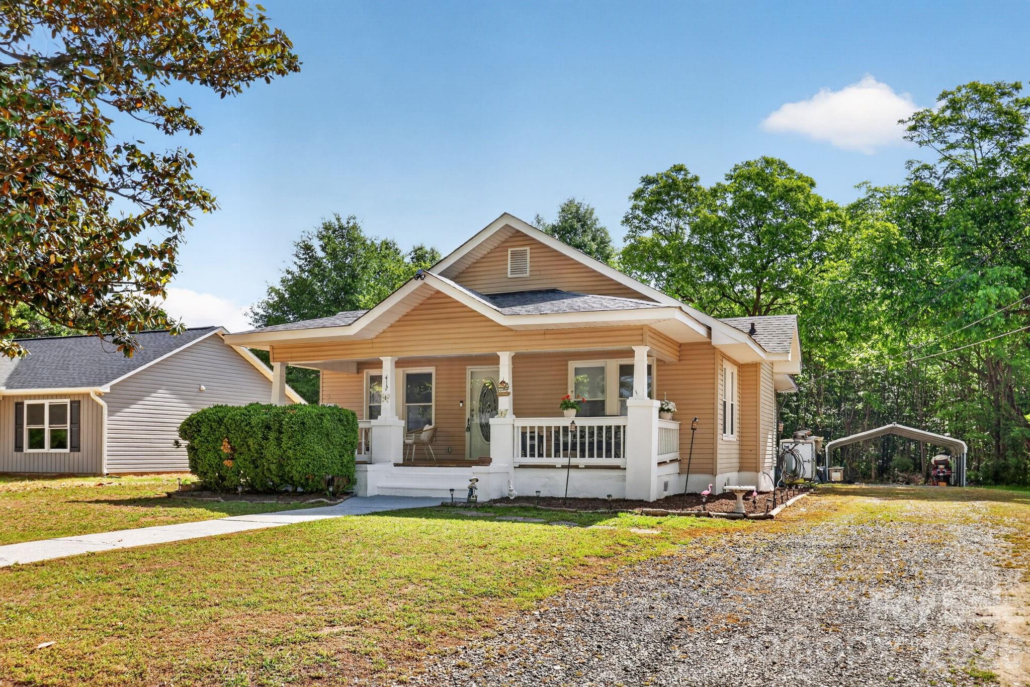 Photo 2 of 412 Peachtree Street, Albemarle, NC