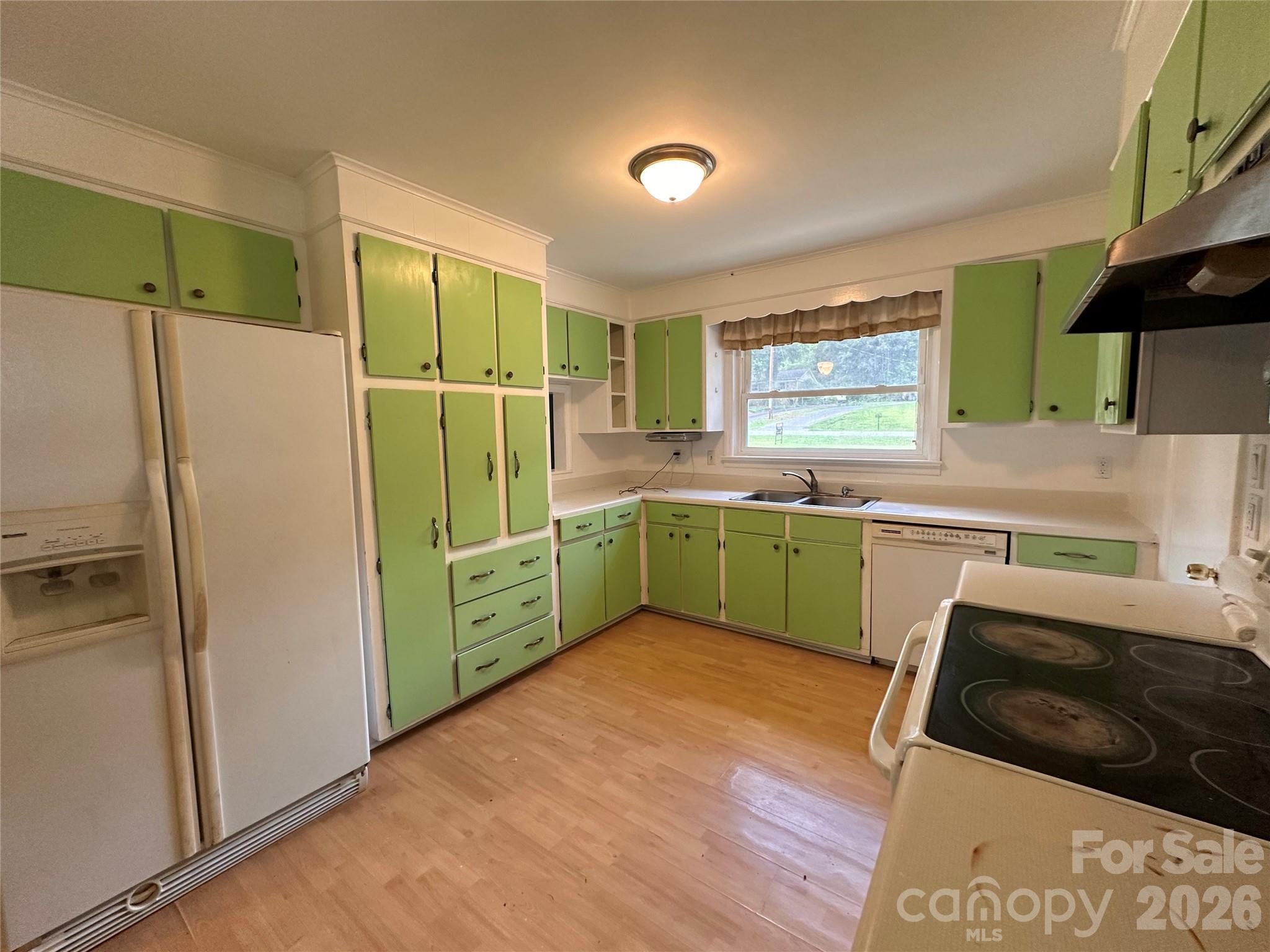 Photo 8 of 9716 Sunway Drive, Mint Hill, NC