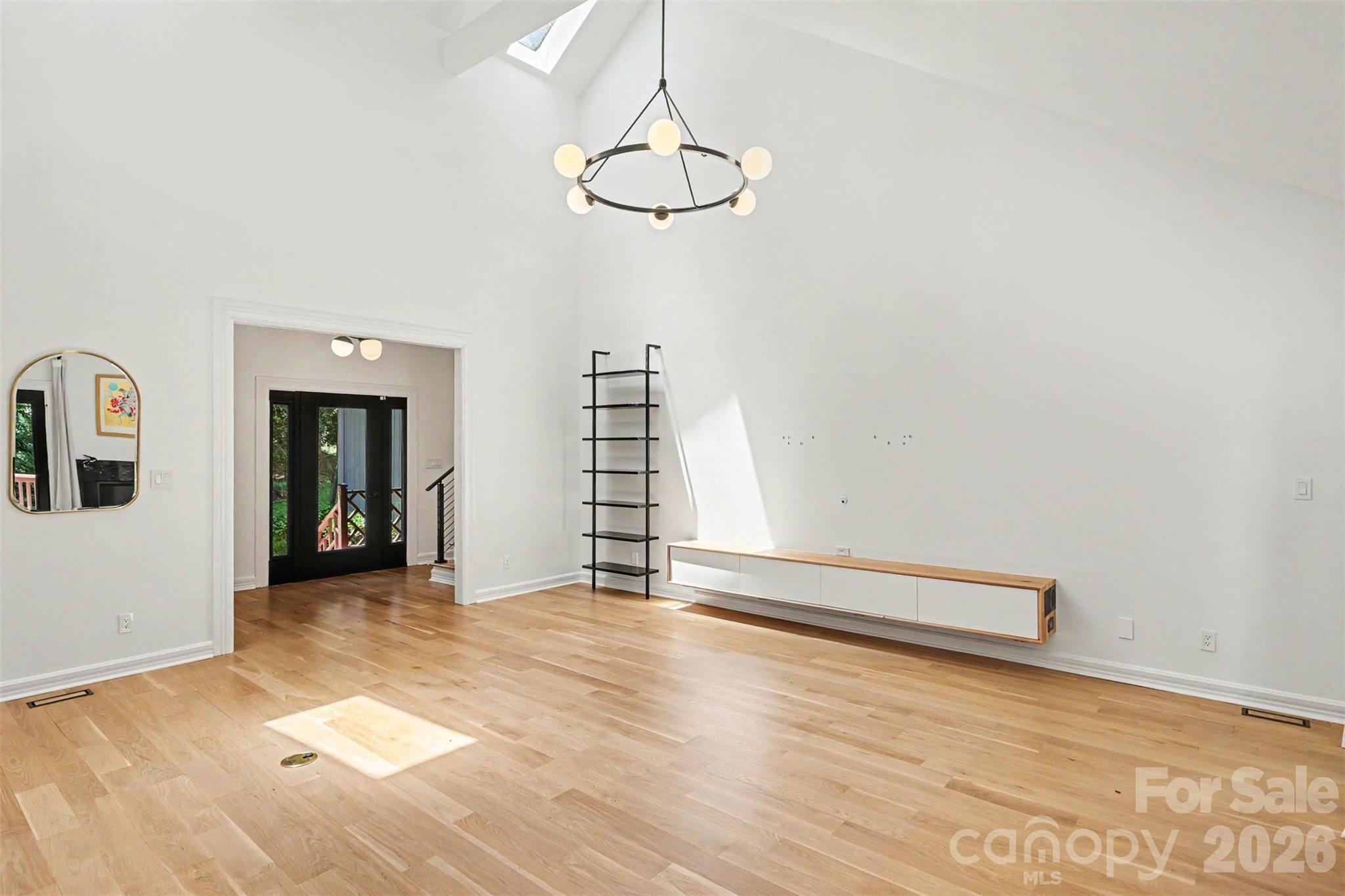 Home for sale at 5123 Randolph Road, Charlotte, NC — photo 6 of 44