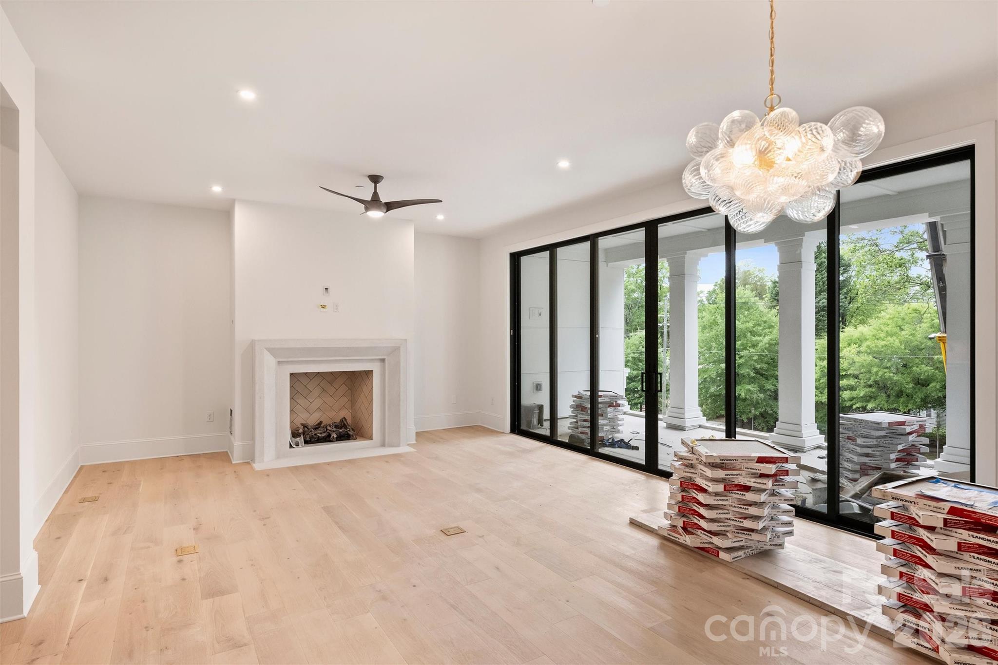 Photo 13 of 409 Queens Road201, Charlotte, NC