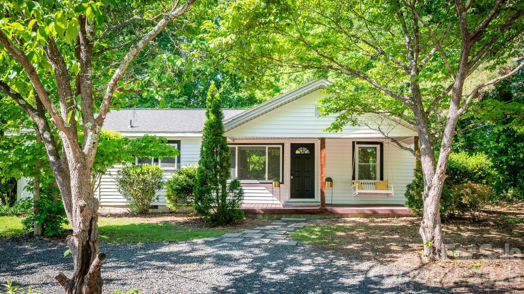 Home for sale at 3828 Oakwood Road, Charlotte, NC — photo 1 of 48