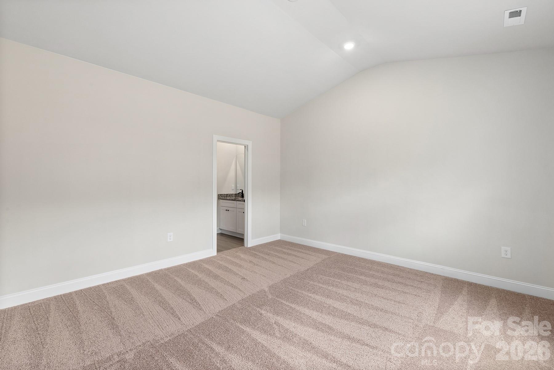 Photo 9 of 6623 Fairford Drive, Charlotte, NC