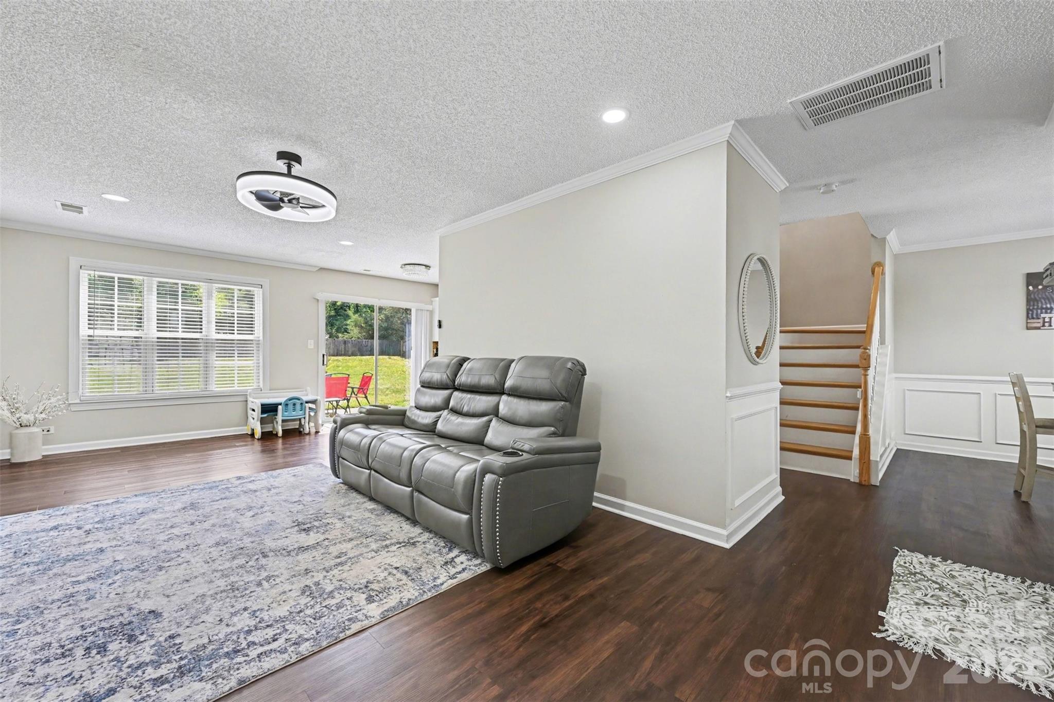 Photo 8 of 13403 Willow Falls Road, Charlotte, NC