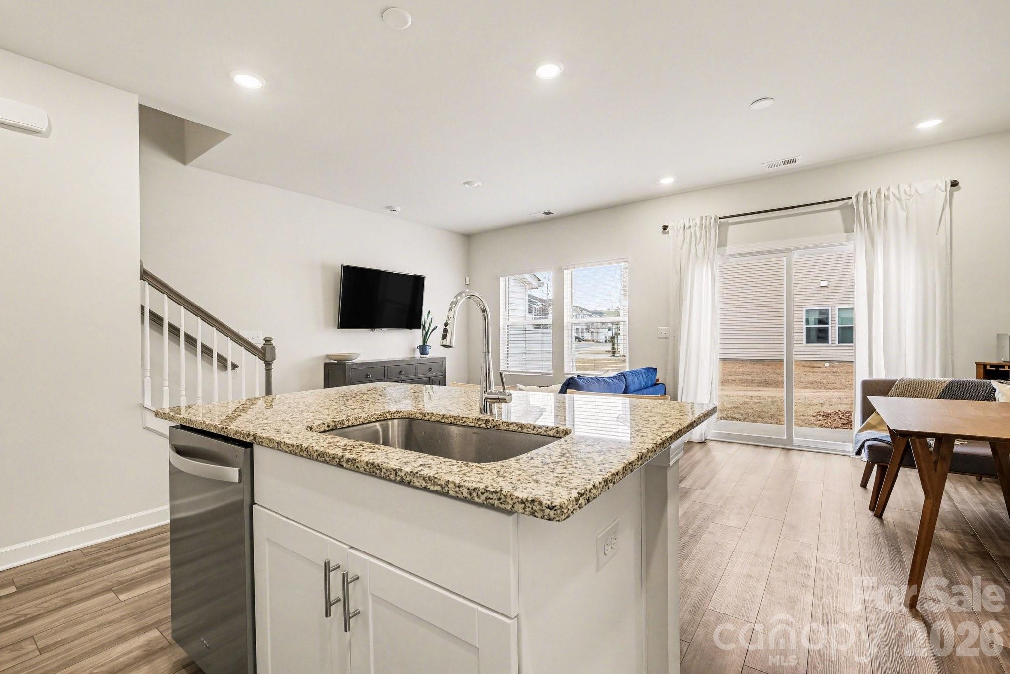 Photo 7 of 2207 Belterra Drive, Charlotte, NC