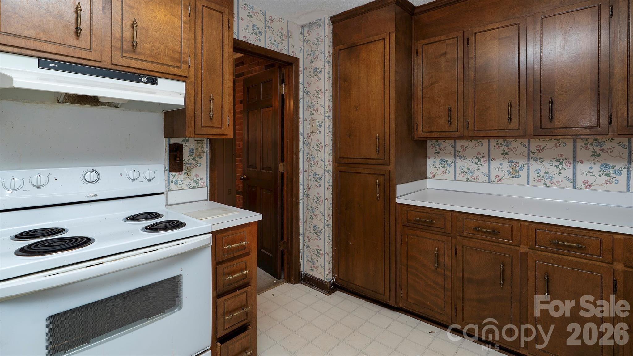 Photo 11 of 1141 Cameo Court, Charlotte, NC