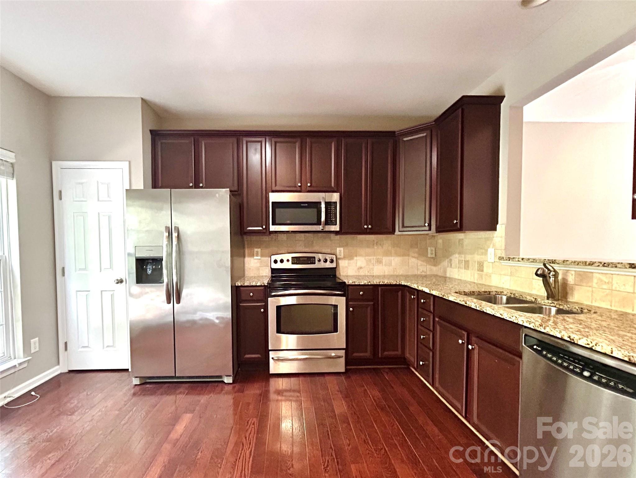 251 Lincoln Street, Charlotte, NC - photo 8 of 22