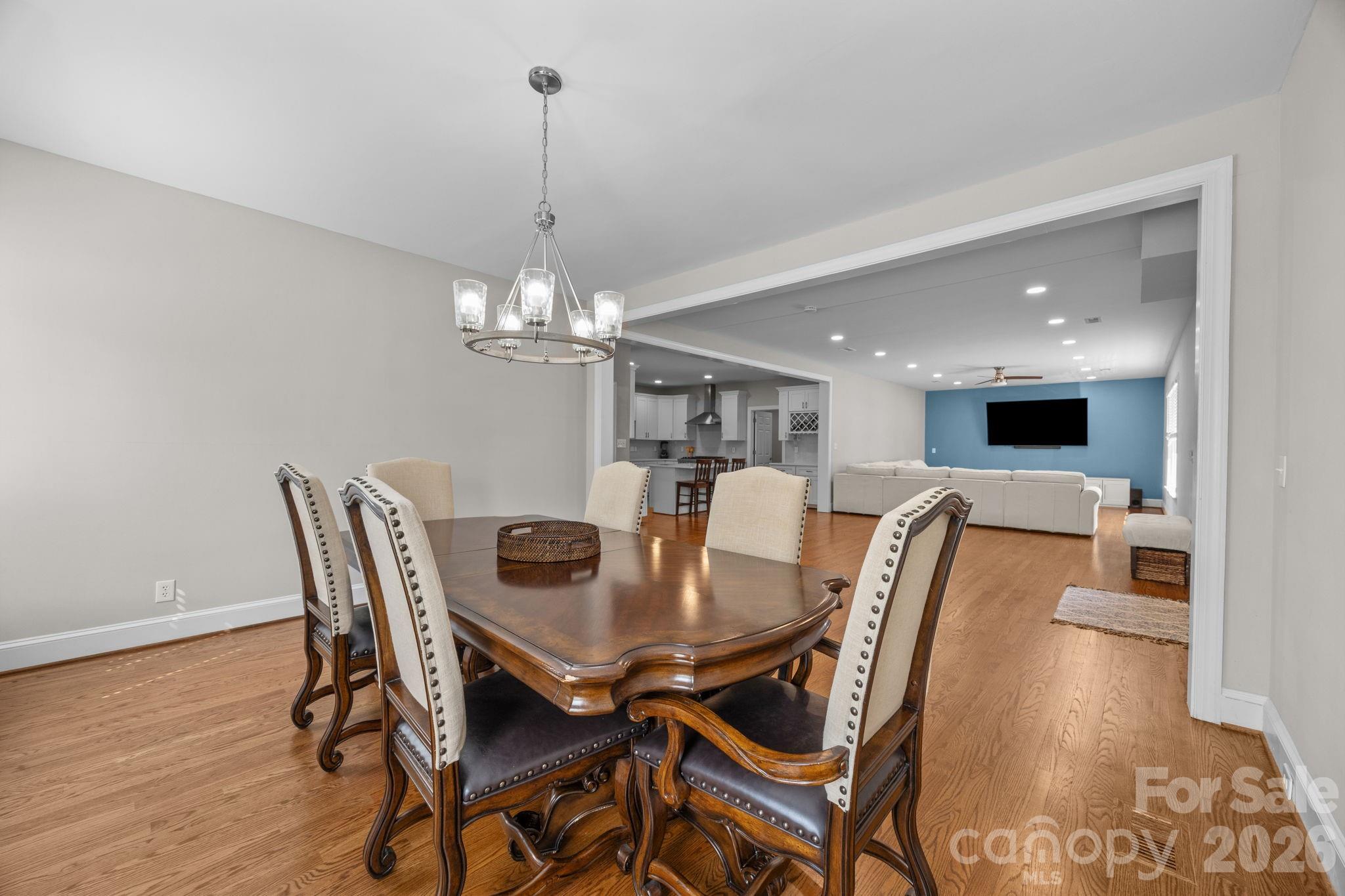 908 Woodhurst Drive, Wesley Chapel, NC - photo 7 of 49
