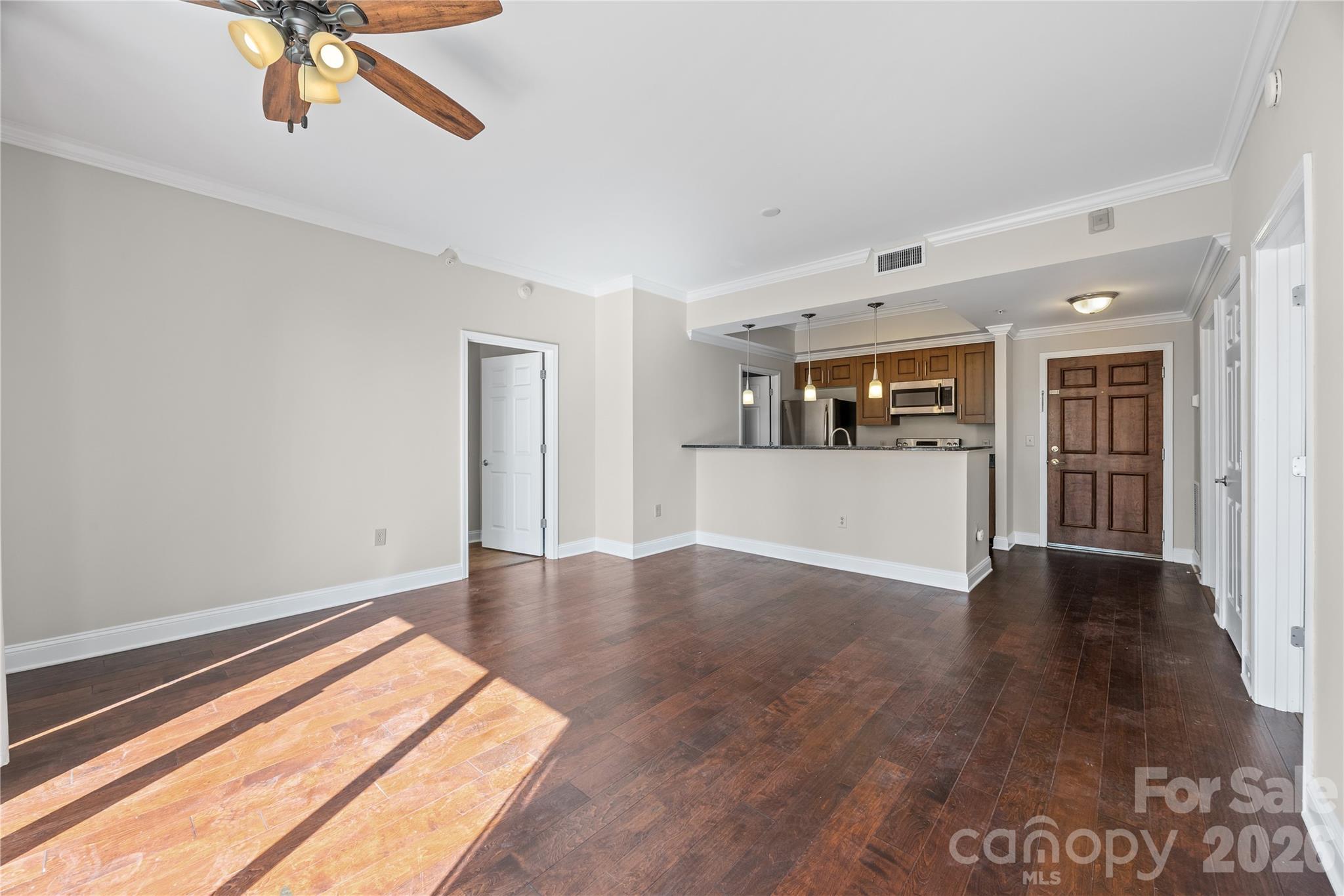Photo 8 of 300 W 5th Street809, Charlotte, NC
