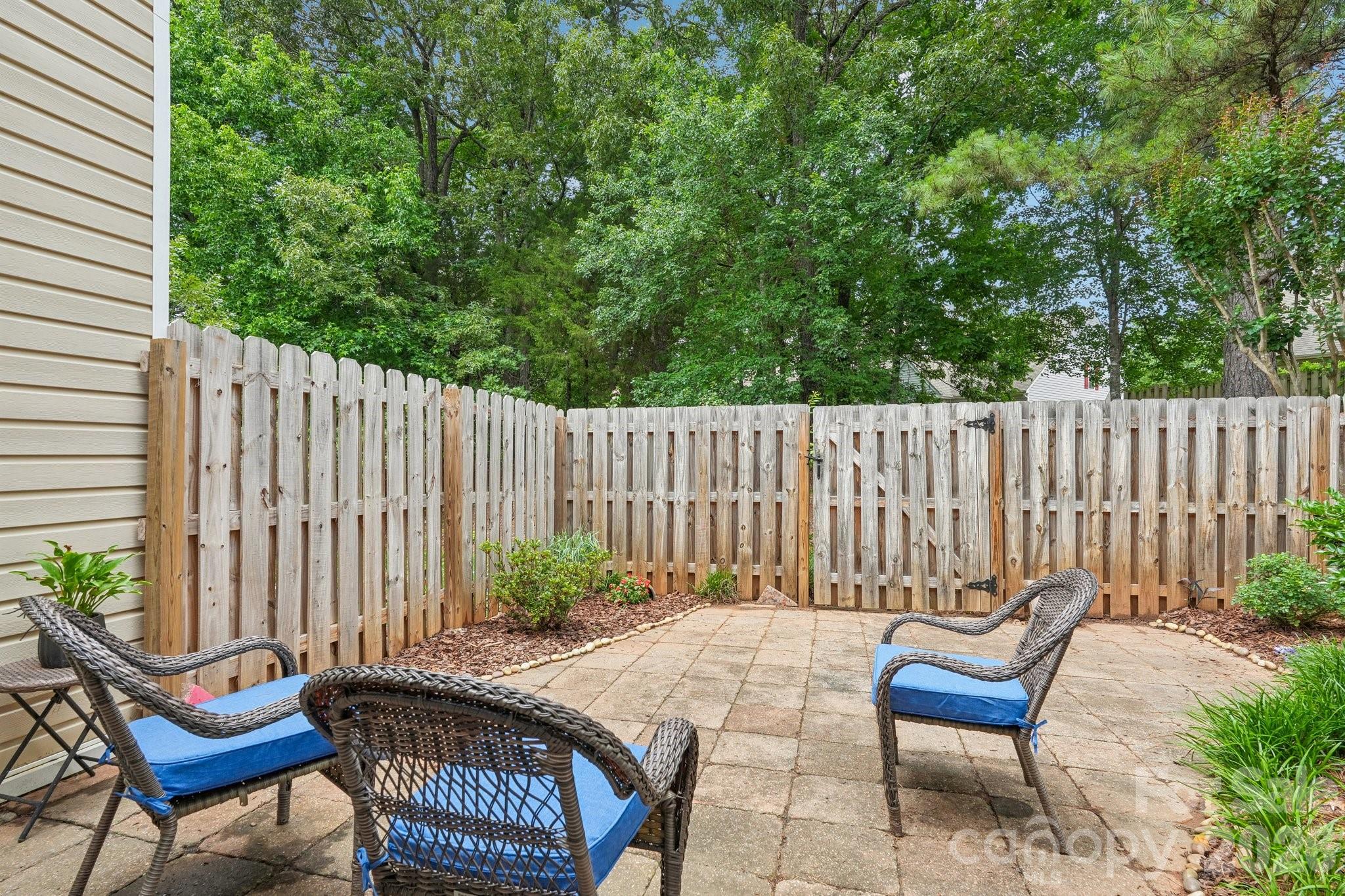 Photo 29 of 8406 Southgate Commons Drive, Charlotte, NC