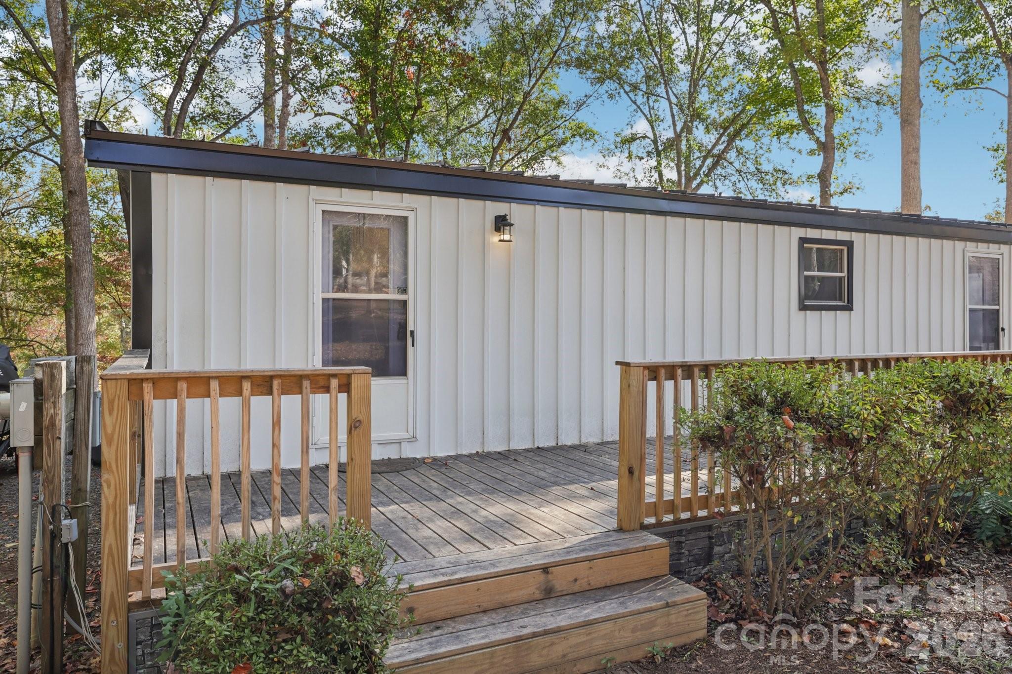 1269 Eastcreek Road, Fort Lawn, SC - photo 2 of 36