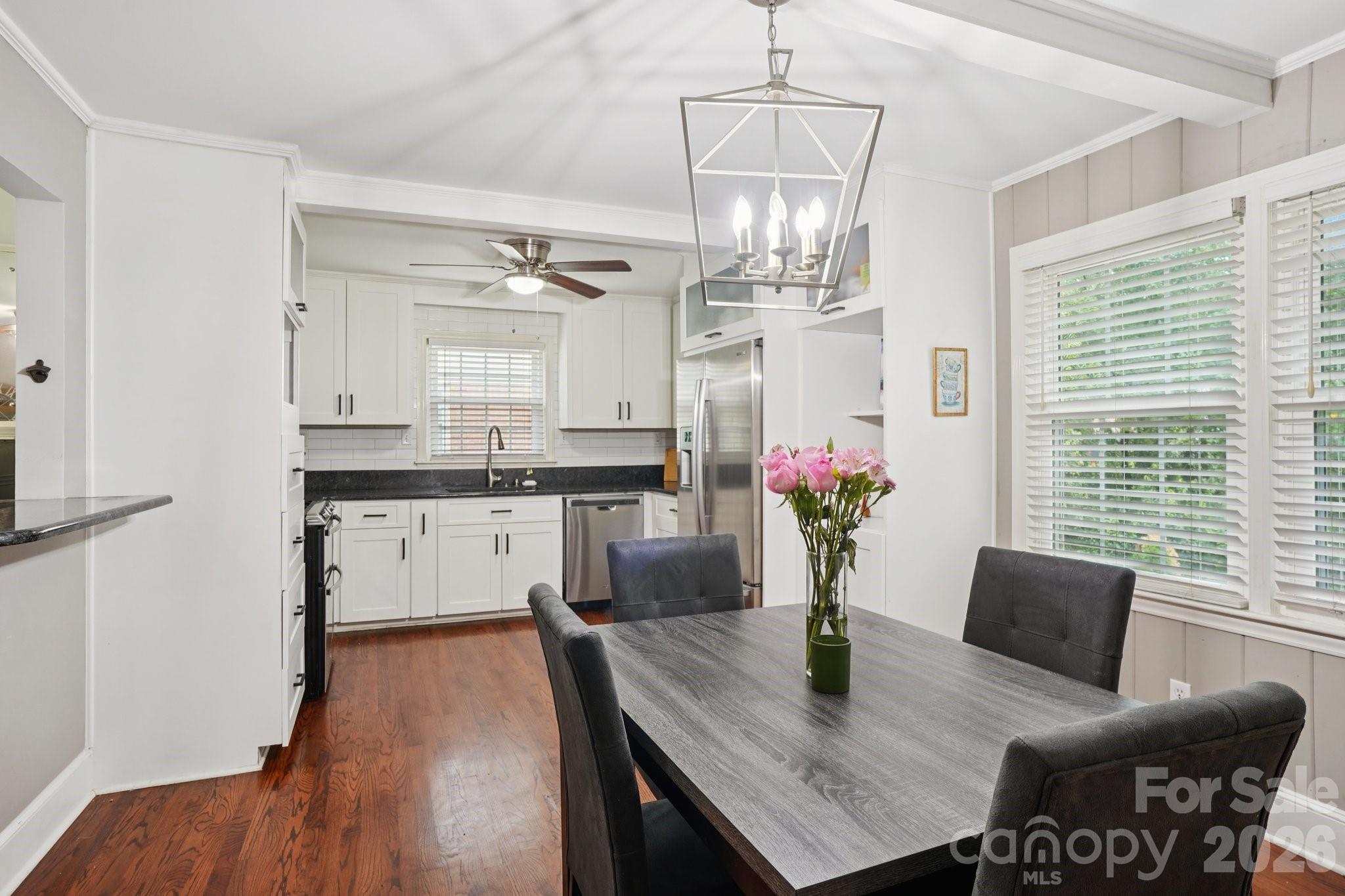 1527 Burnley Road, Charlotte, NC - photo 5 of 32