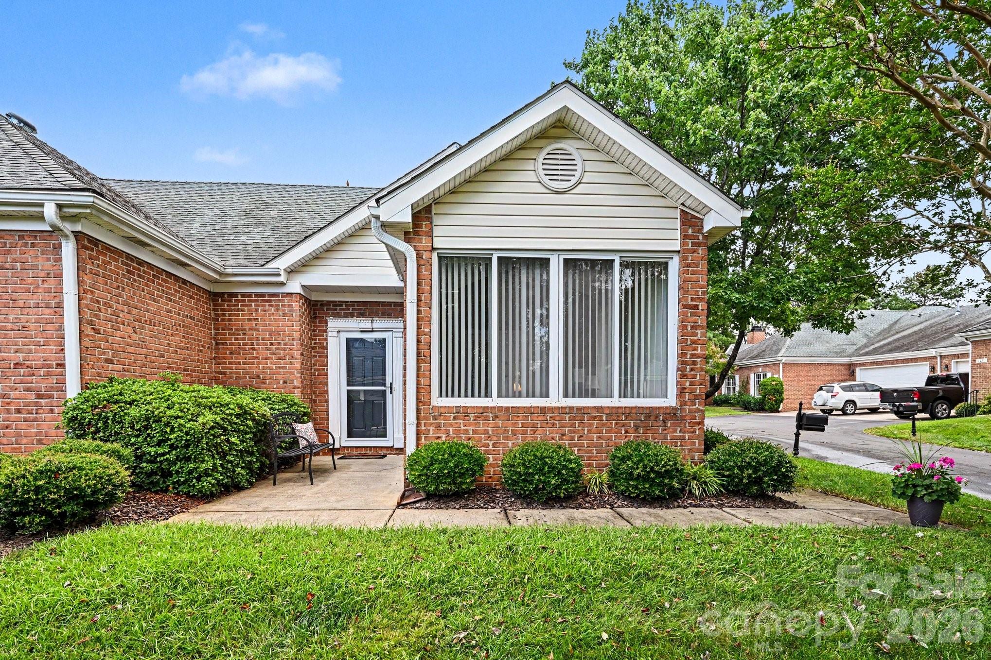 Photo 2 of 11341 Olde Turnbury Court, Charlotte, NC