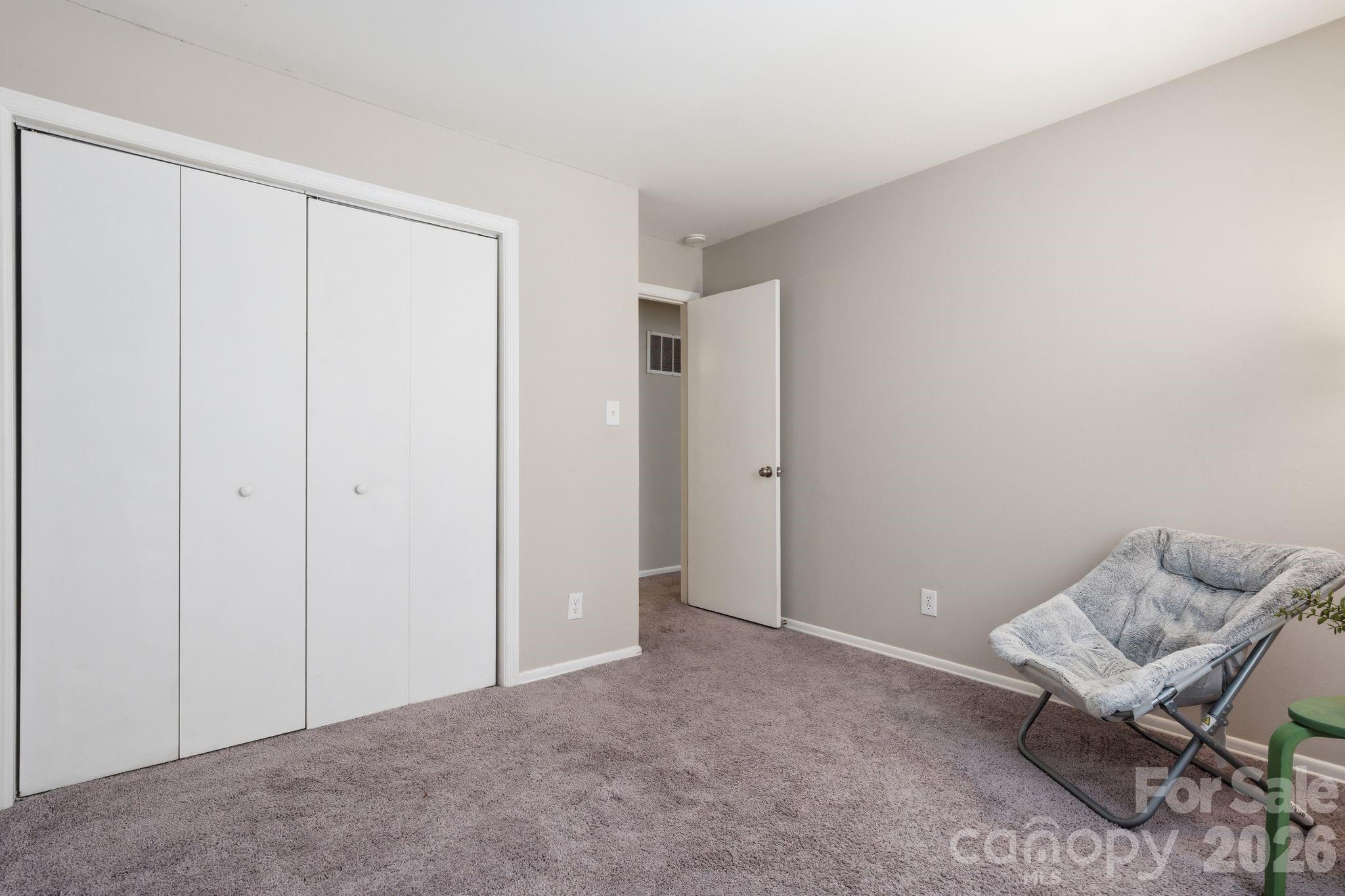 Photo 21 of 8033 Regent Park Lane, Charlotte, NC
