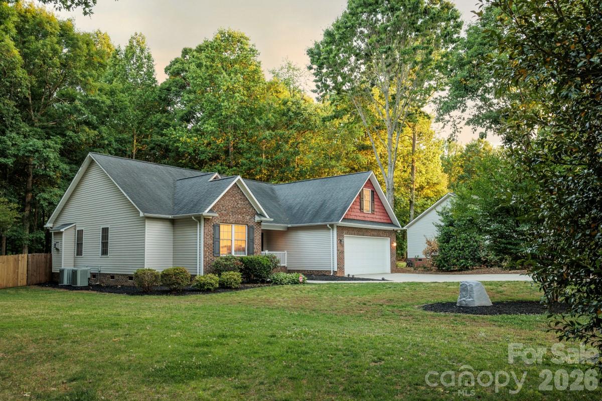 1084 Castlebrook Drive, Salisbury, NC - photo 3 of 31