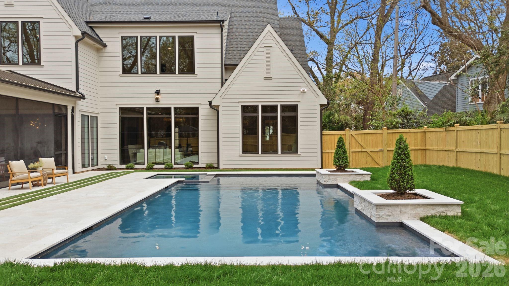 3028 Eastham Lane, Charlotte, NC - photo 3 of 41