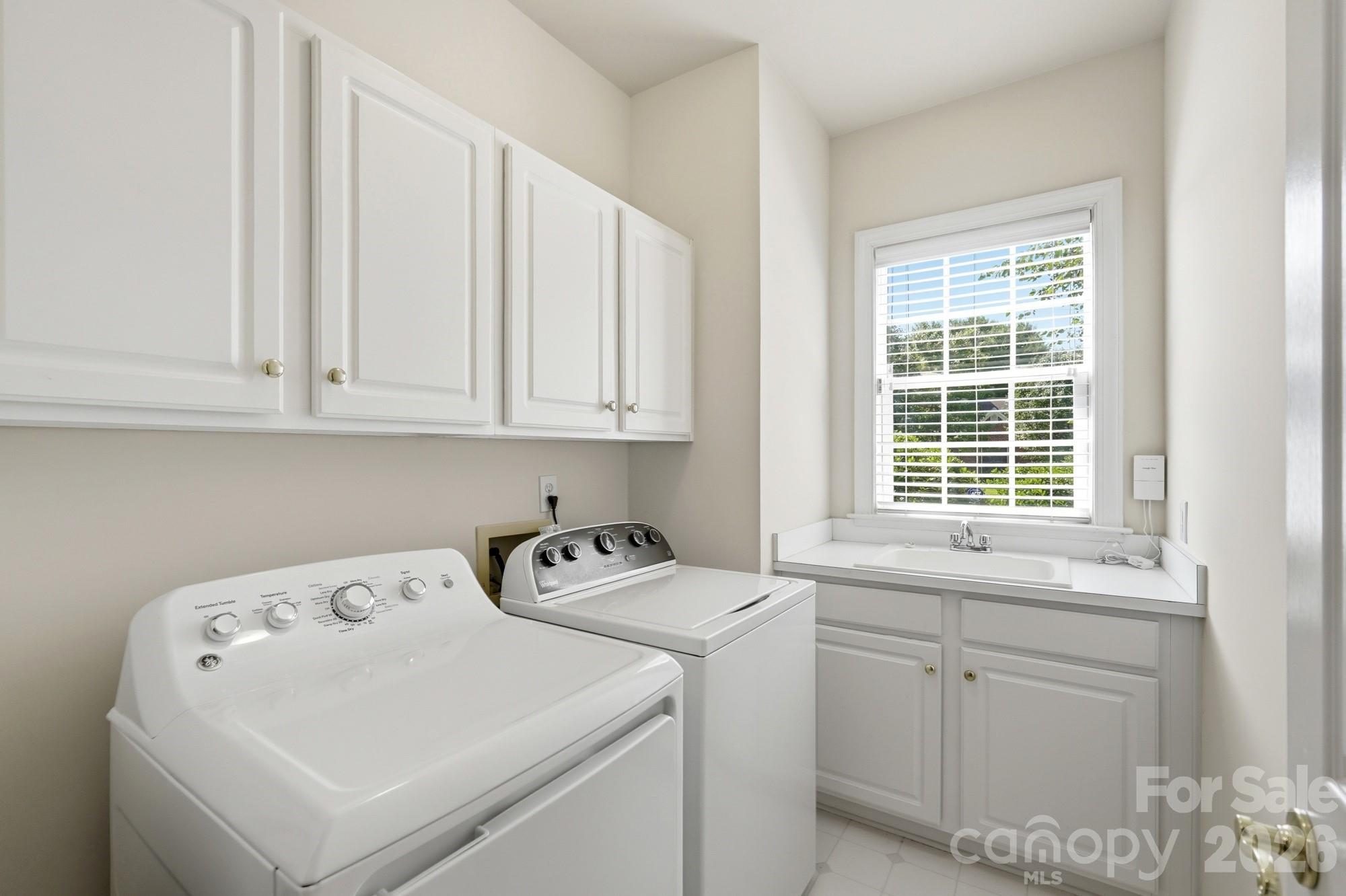 Photo 21 of 4814 King Arthur Drive, Charlotte, NC