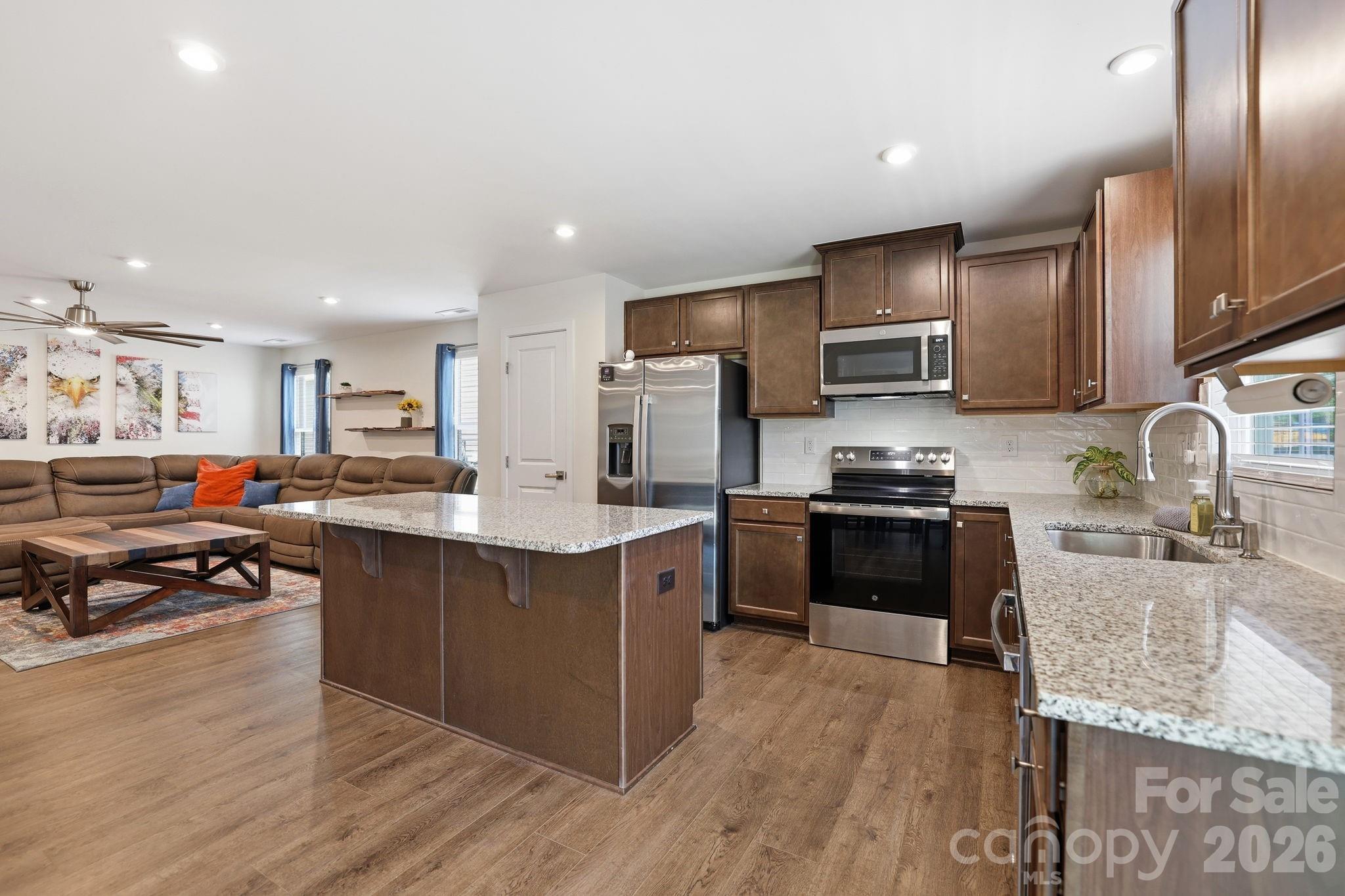 982 Pemberley Street, Lancaster, SC - photo 10 of 38