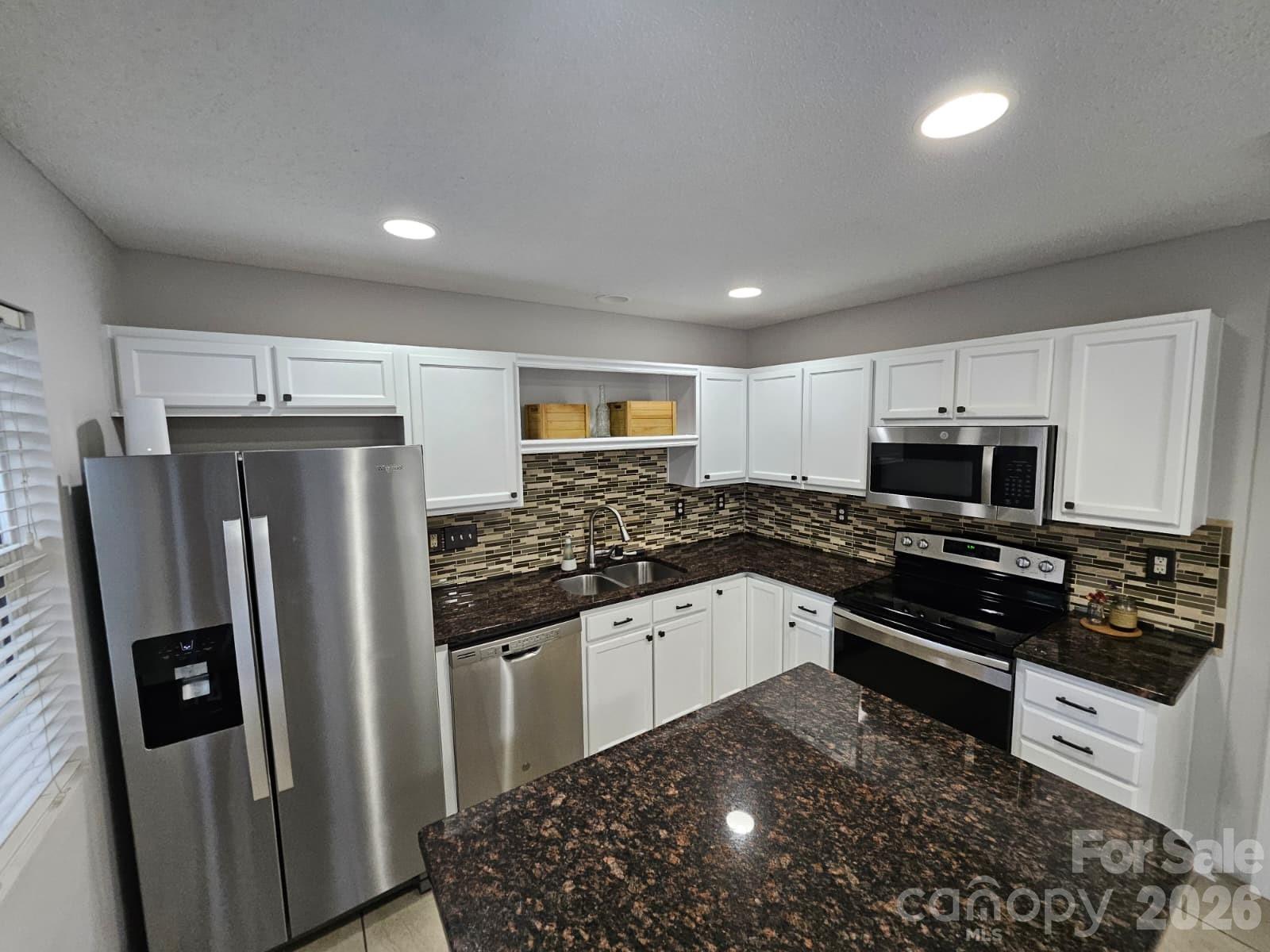 Photo 11 of 12211 Hood Bend Court, Charlotte, NC