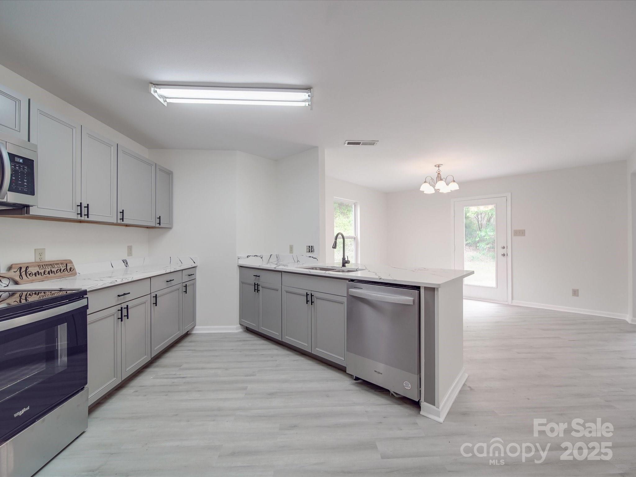 Photo 18 of 3227 Deshler Morris Lane, Charlotte, NC