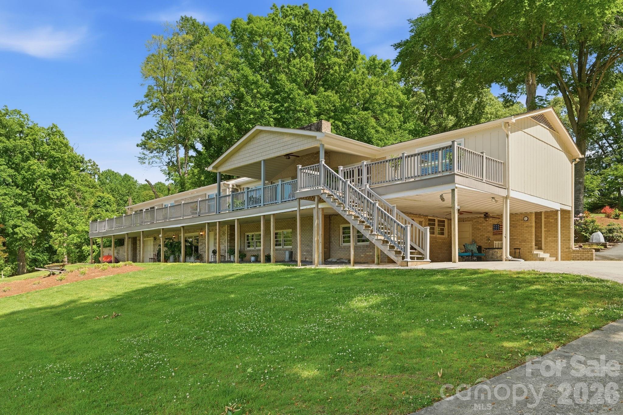 120 Shady Cove Road, Troutman, NC