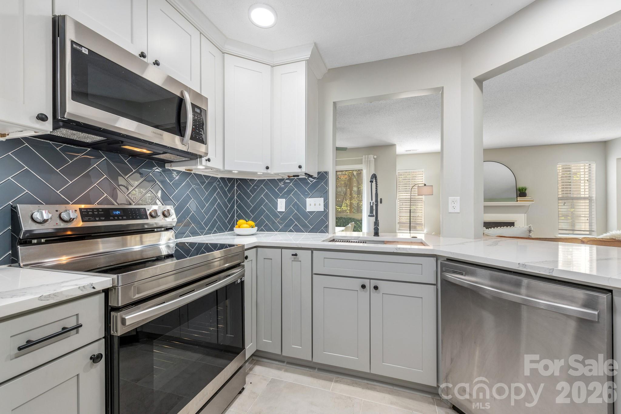 Photo 31 of 6039 Gray Gate LaneB, Charlotte, NC