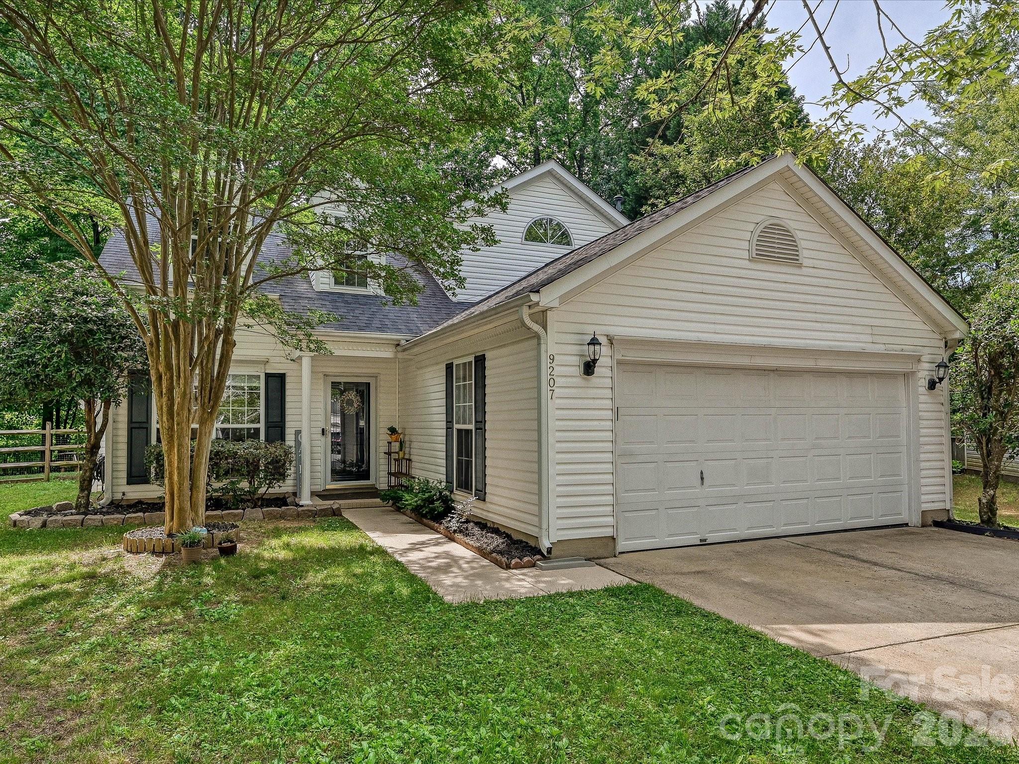 Home for sale at 9207 Kimmel Lane, Charlotte, NC — photo 1 of 26