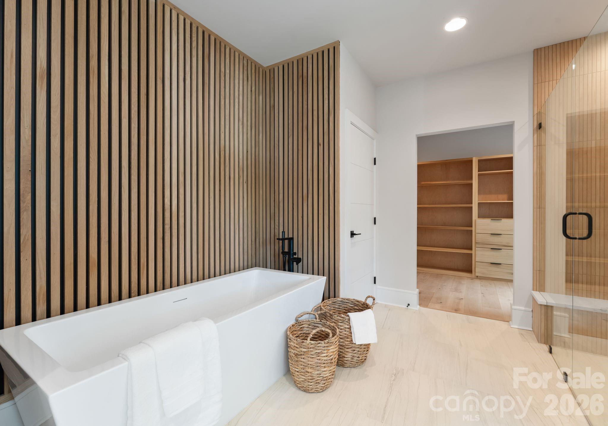 Home for sale at 1821 Umstead Street, Charlotte, NC — photo 2 of 21