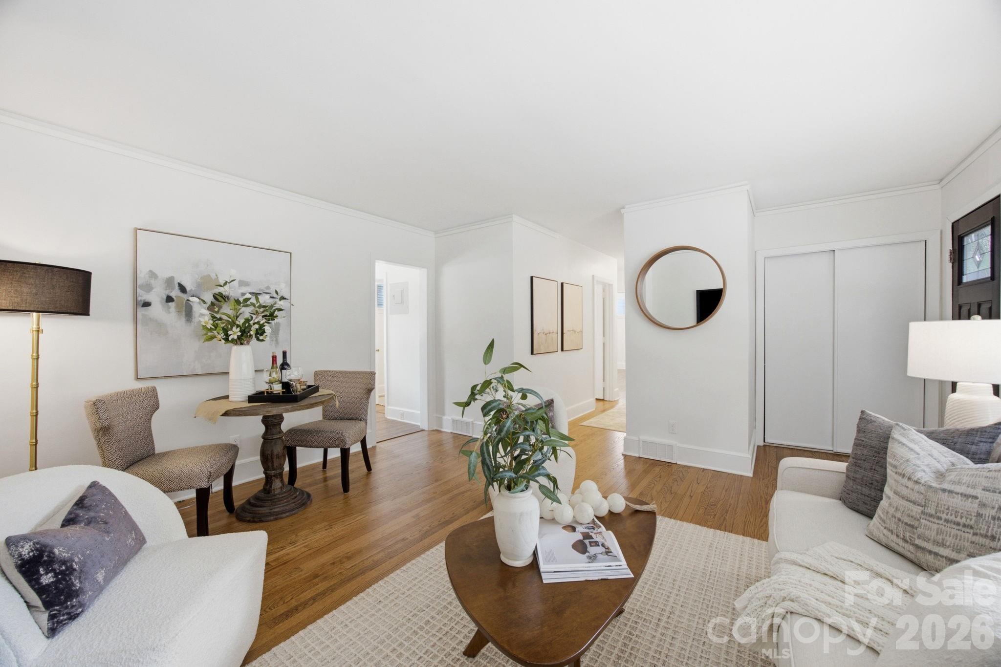 Photo 4 of 4500 Woodlark Lane, Charlotte, NC