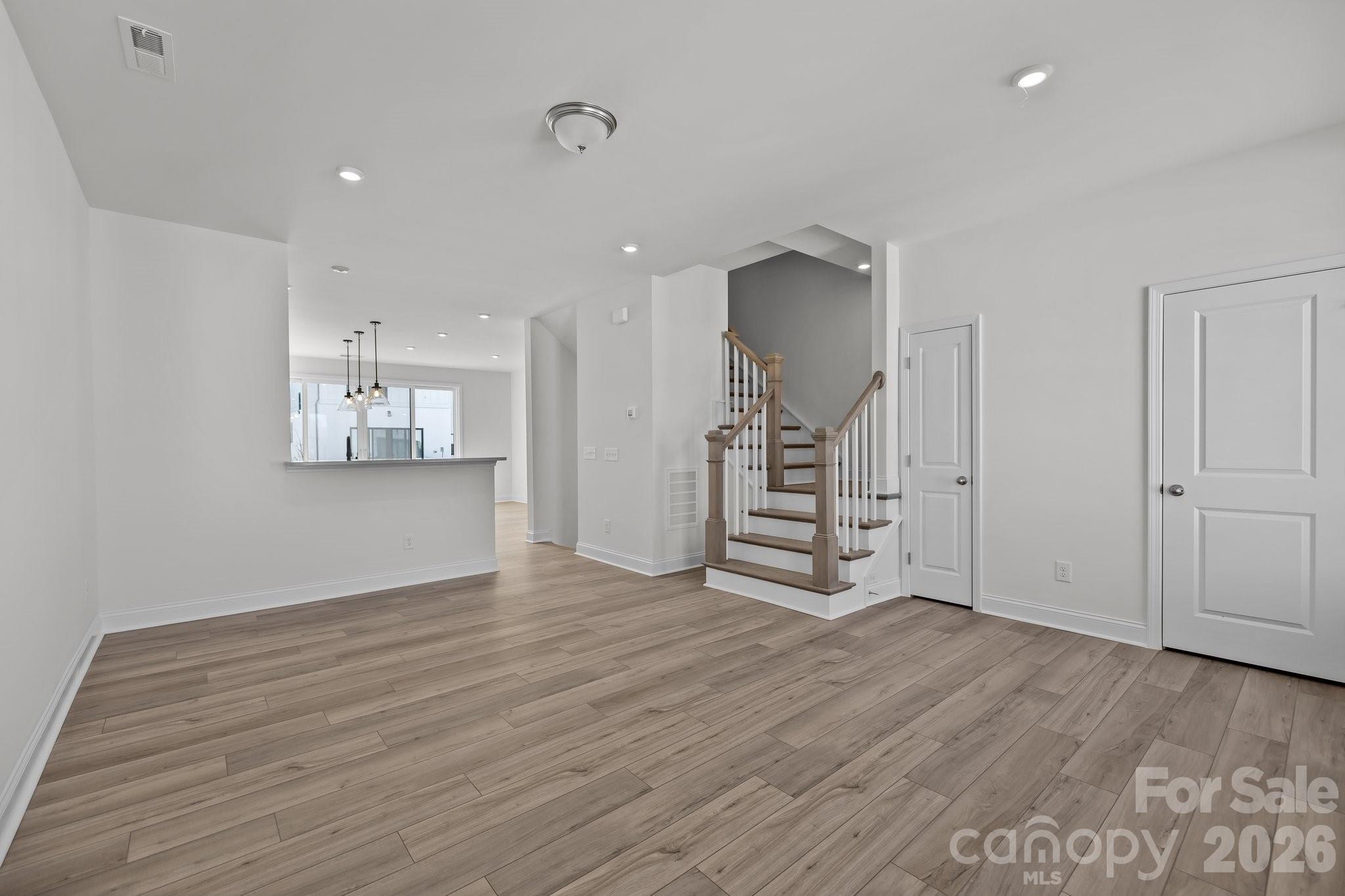 Photo 11 of 3021 Rozzelles Ferry Road, Charlotte, NC