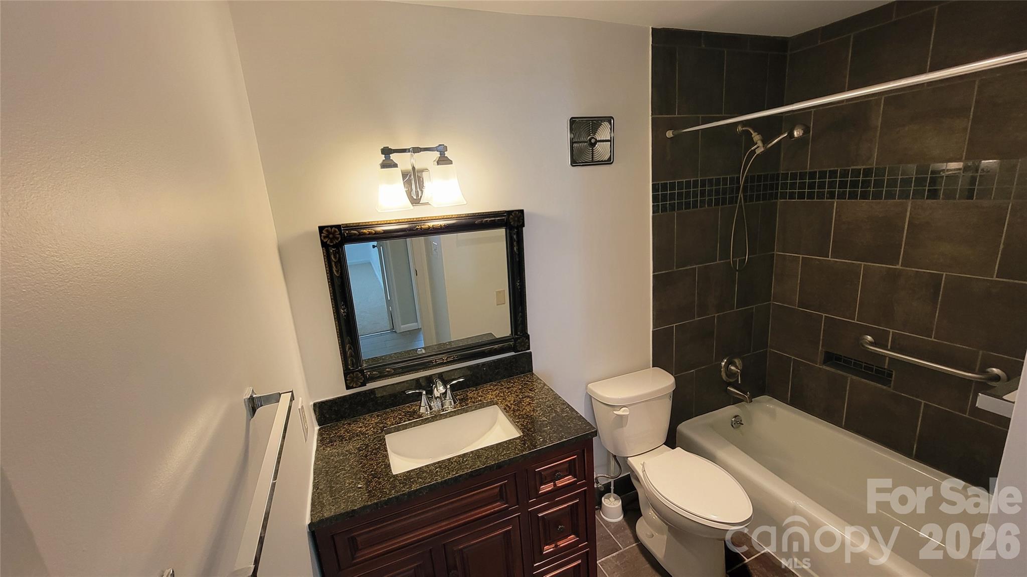 Photo 23 of 1323 Queens Road320, Charlotte, NC