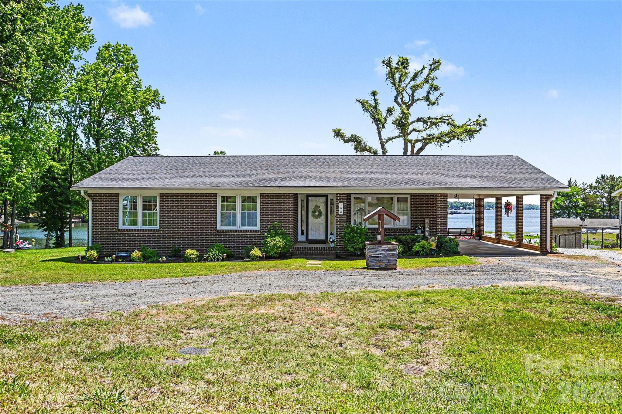 198 Vineyard Road, Norwood, NC