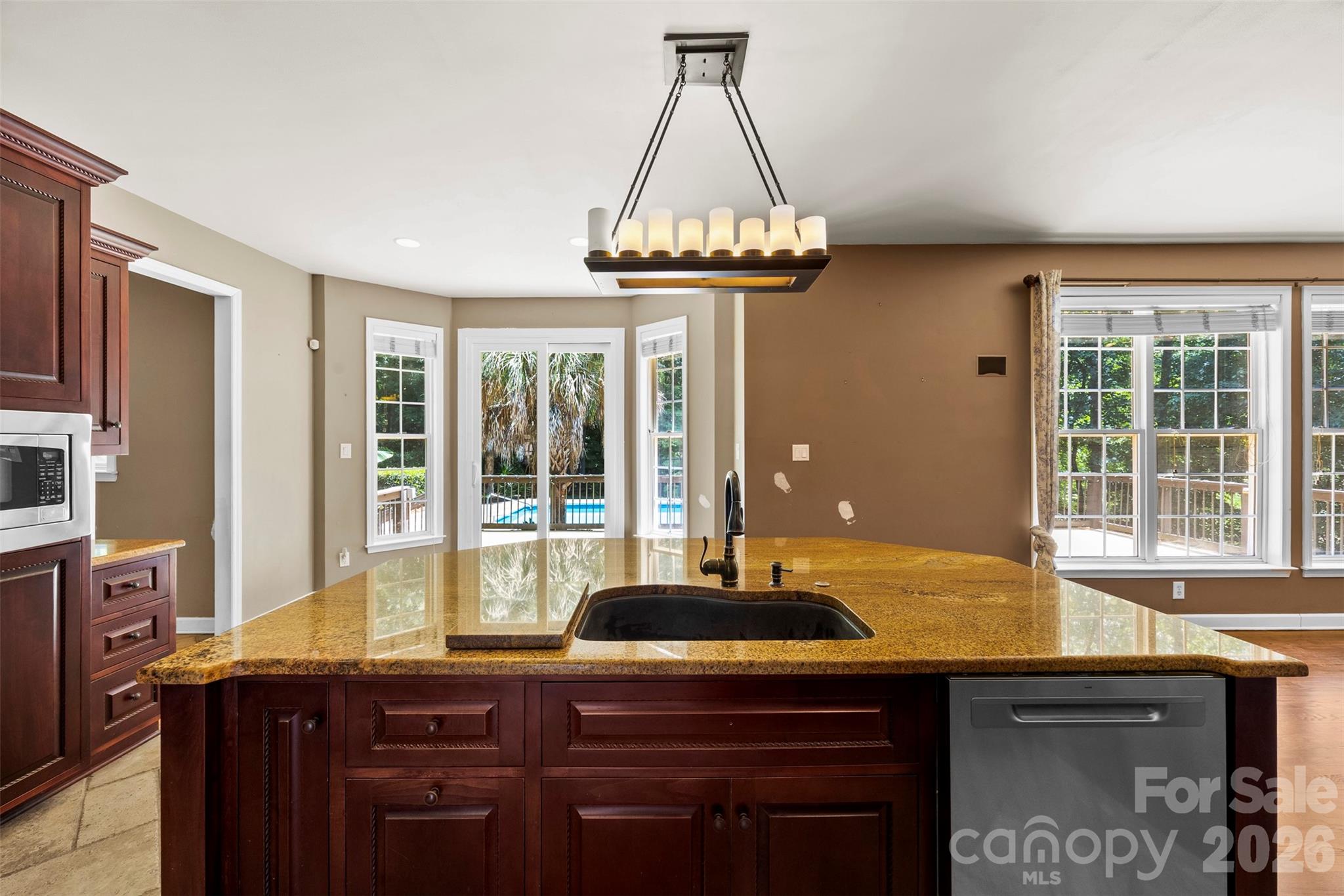 6520 Hollow Oak Drive, Mint Hill, NC - photo 17 of 45