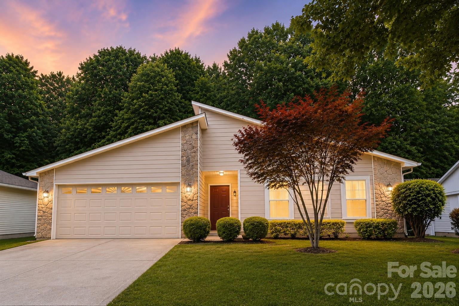 Photo 2 of 7636 Eastbourne Road, Charlotte, NC
