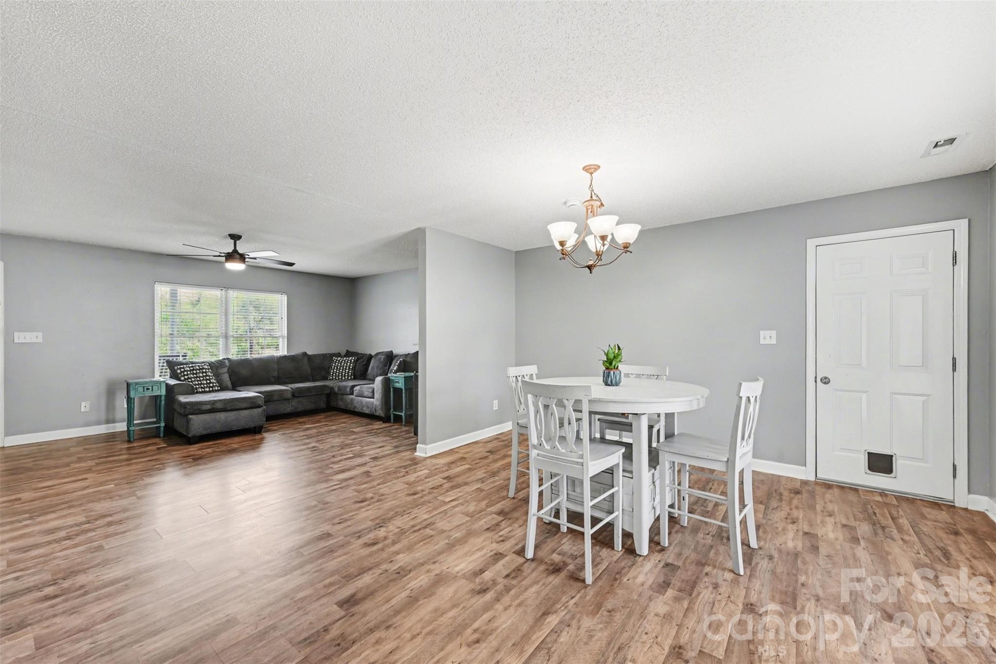 353 Woodlawn Avenue, Mount Holly, NC - photo 9 of 29