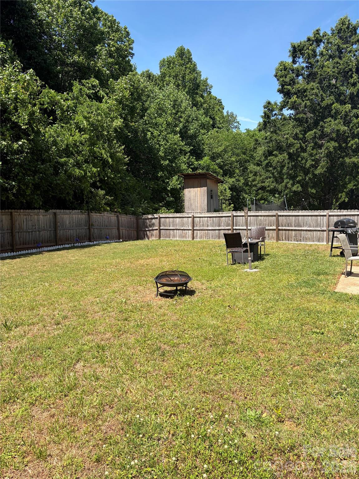 8019 shiny Meadow Lane, Charlotte, NC - photo 16 of 18
