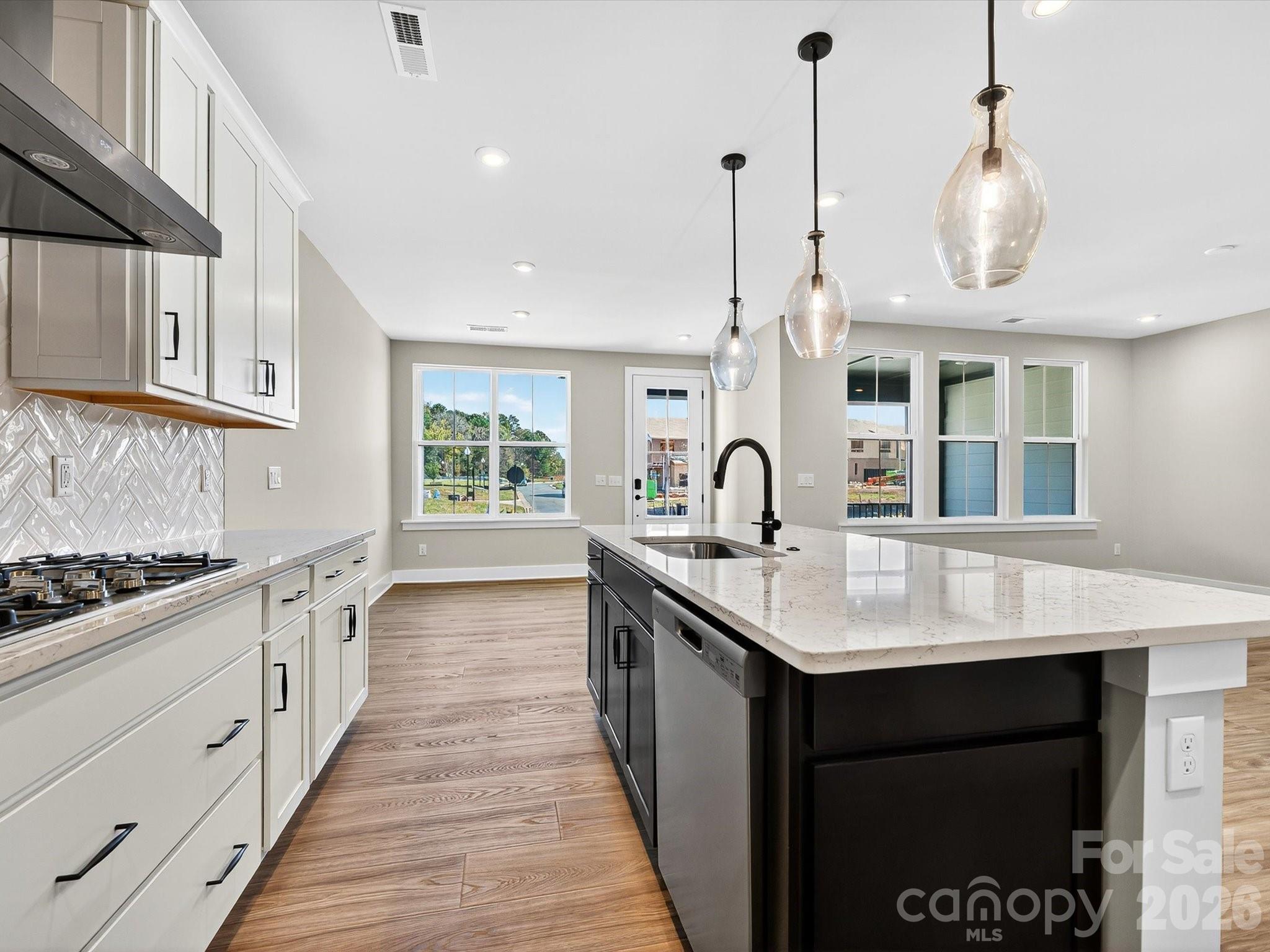 325 Ardmore Drive, Belmont, NC - photo 9 of 27