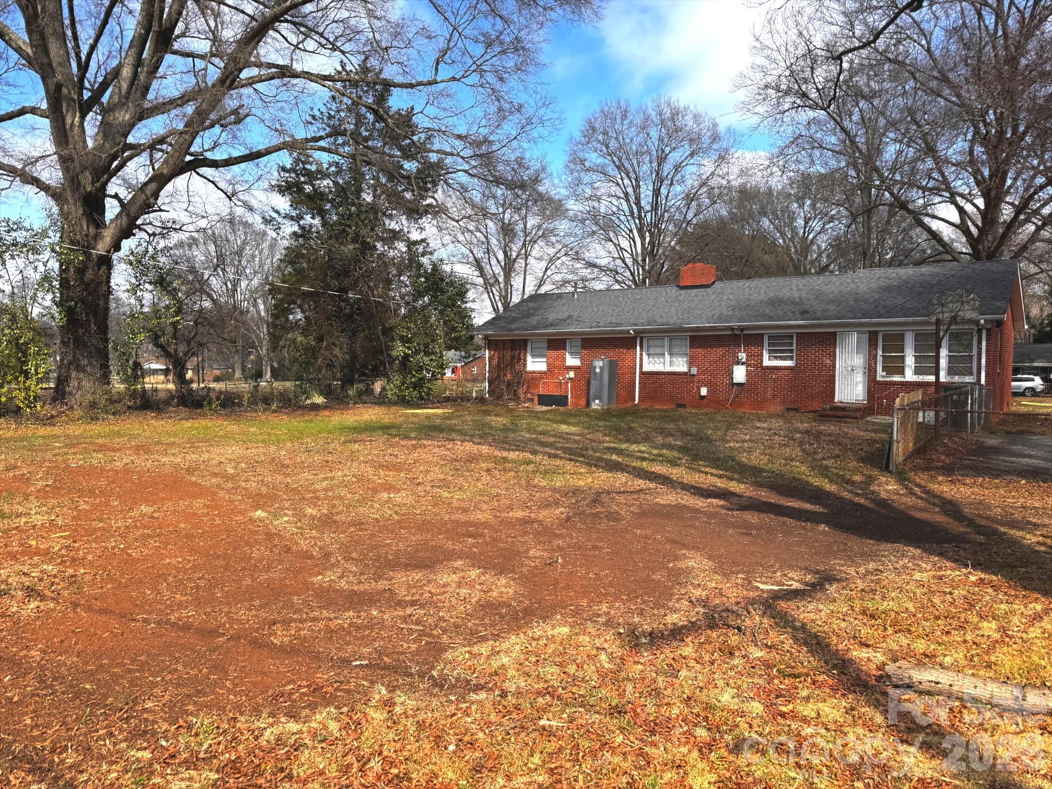 Photo 3 of 711 Yuma Street, Charlotte, NC