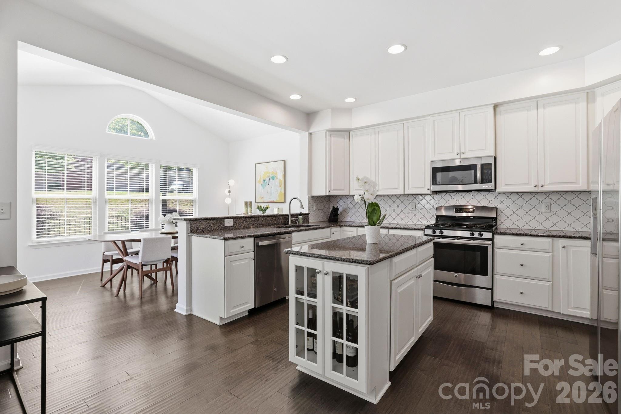 Photo 9 of 1819 Fleetwood Drive, Charlotte, NC