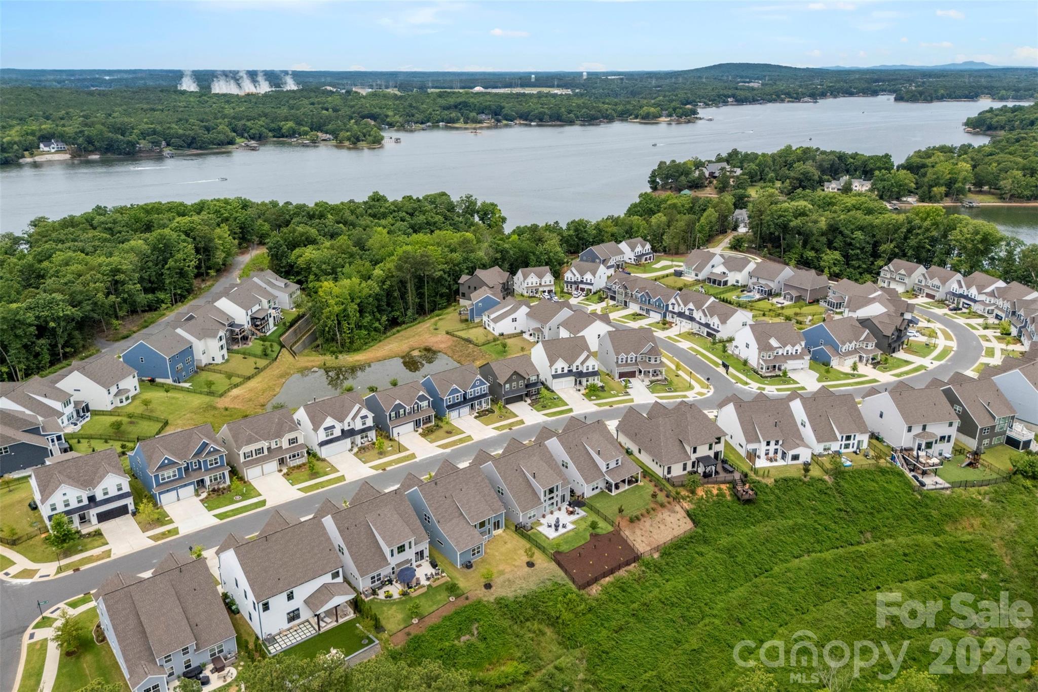 Photo 3 of 18019 Wilbanks Drive, Charlotte, NC