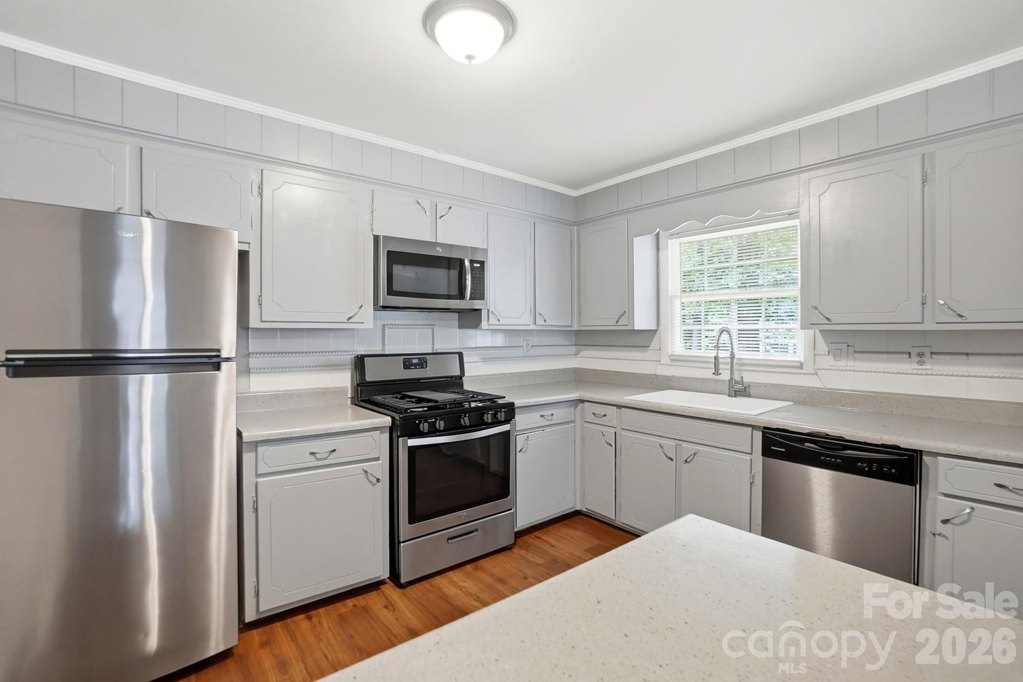 Photo 11 of 6308 Covecreek Drive, Charlotte, NC