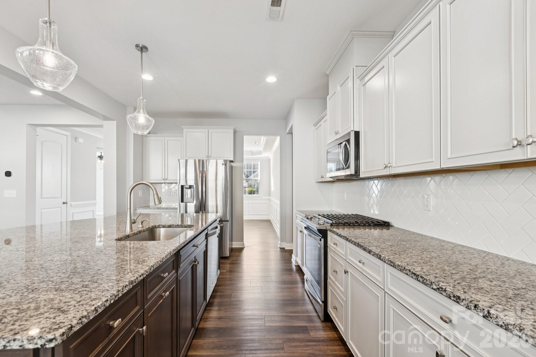 Photo 9 of 15311 Red Canoe Way, Charlotte, NC