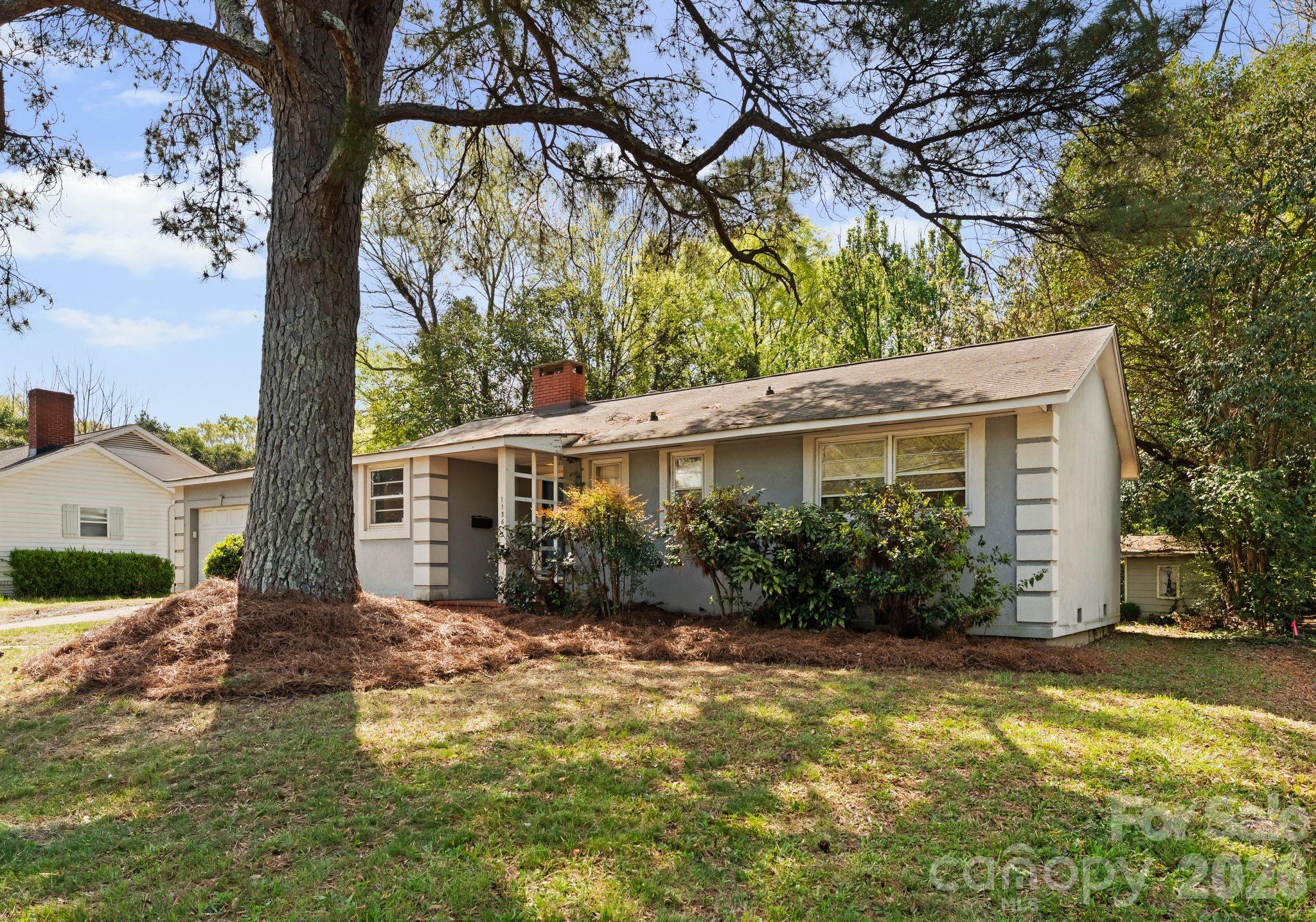 1136 E Woodlawn Road, Charlotte, NC - photo 46 of 48