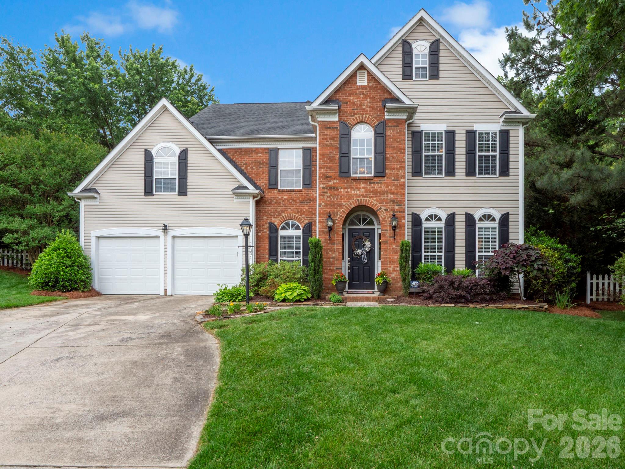 12301 Silveroak Lane, Charlotte, NC