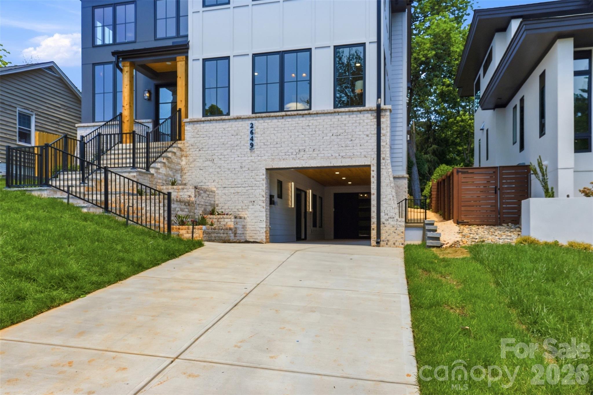 2649 Laburnum Avenue, Charlotte, NC - photo 4 of 49